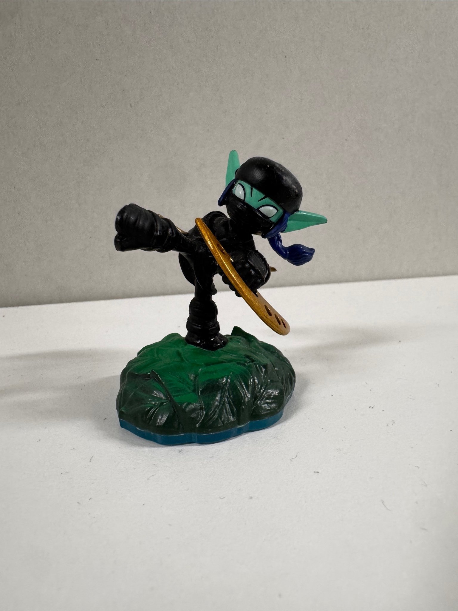 Skylanders Ninja Stealth Elf | Köp på Tradera (700933874)