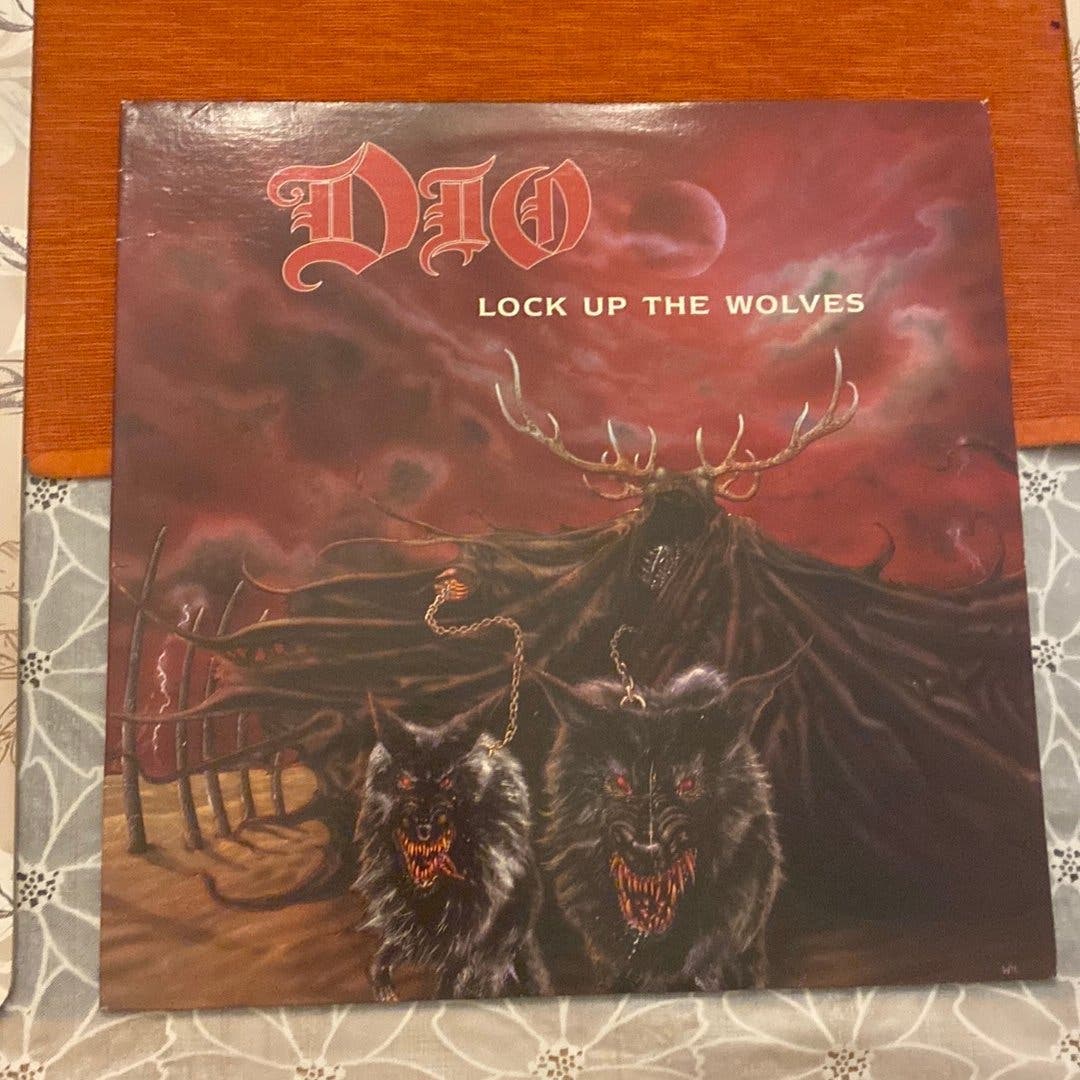 Dio - Lock Up The Wolves Fint Ex | Köp på Tradera (701312549)