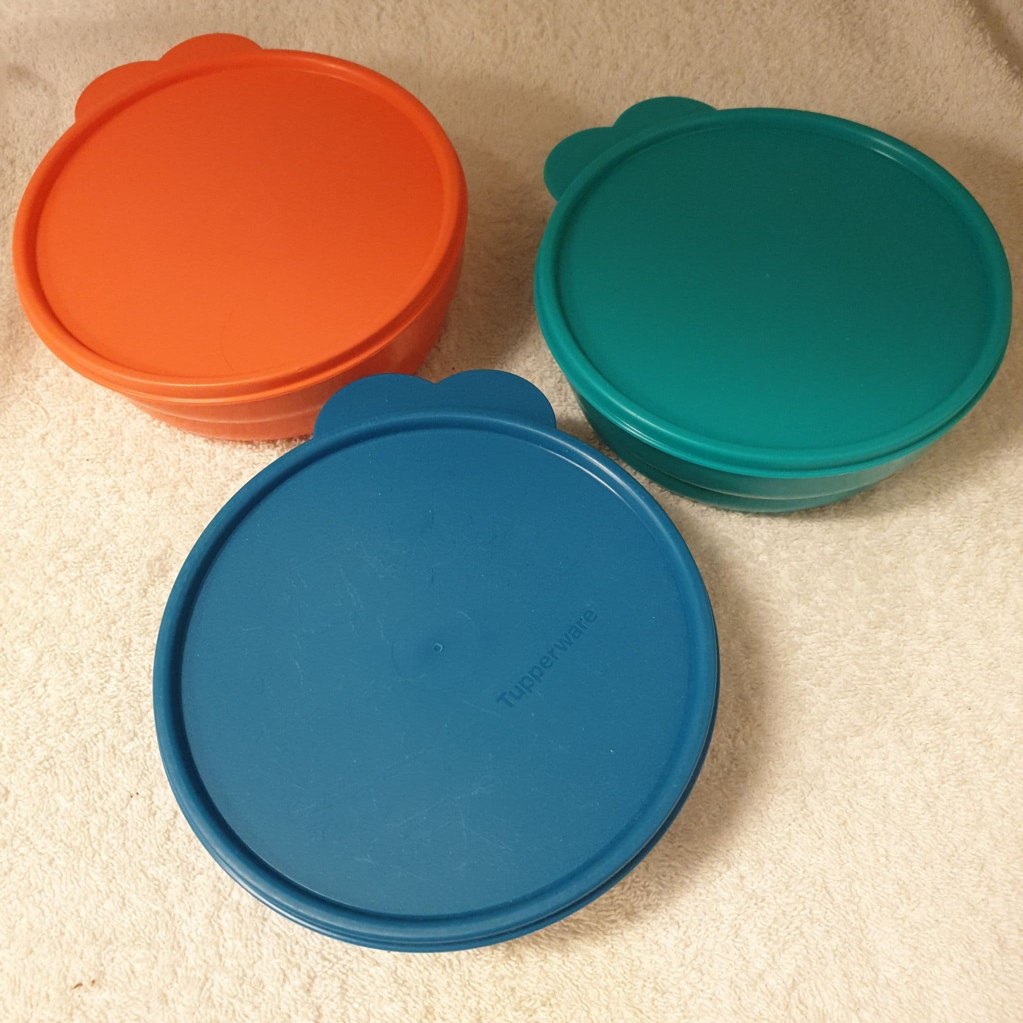Se produkter som liknar Tupperware Skålar med Lock 60.. på Tradera ...