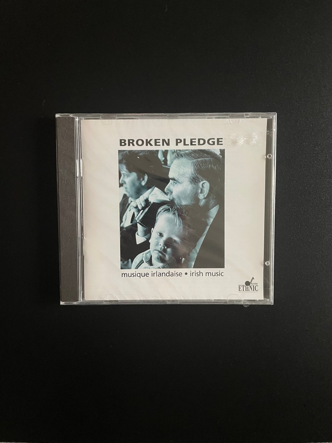 Broken Pledge-Musique Irland.. | Köp från Nyabananamoon på Tradera ...