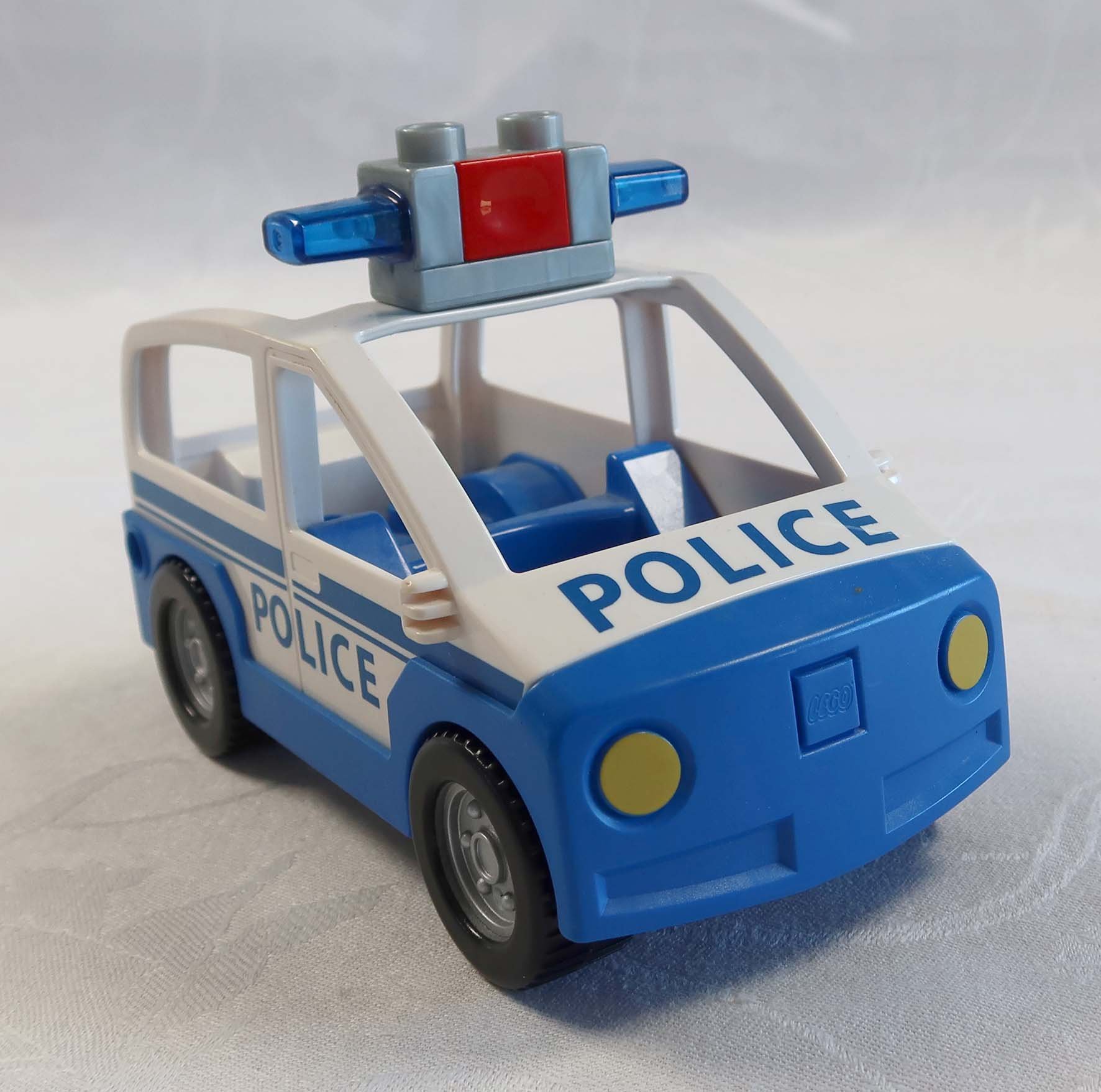 Polisbil med siren liten lastbil till polis pol.. | Köp på Tradera ...