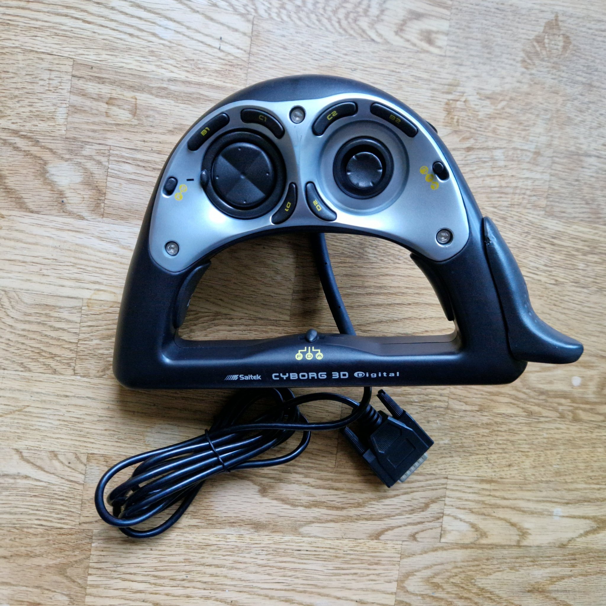 Saitek cyborg 3d digital pad joystick handkontr.. | Köp på Tradera ...