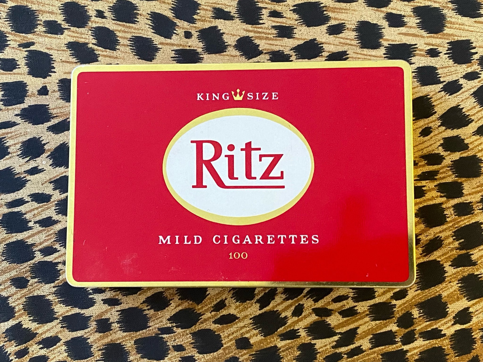 Plåt låda äldre tobak tom ask Ritz Mild Cigaret.. | Köp på Tradera ...