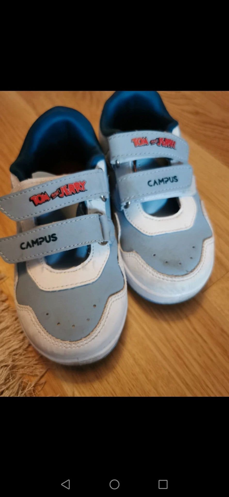 Se produkter som liknar Campus Tom & Jerry Skor på Tradera (692108810)