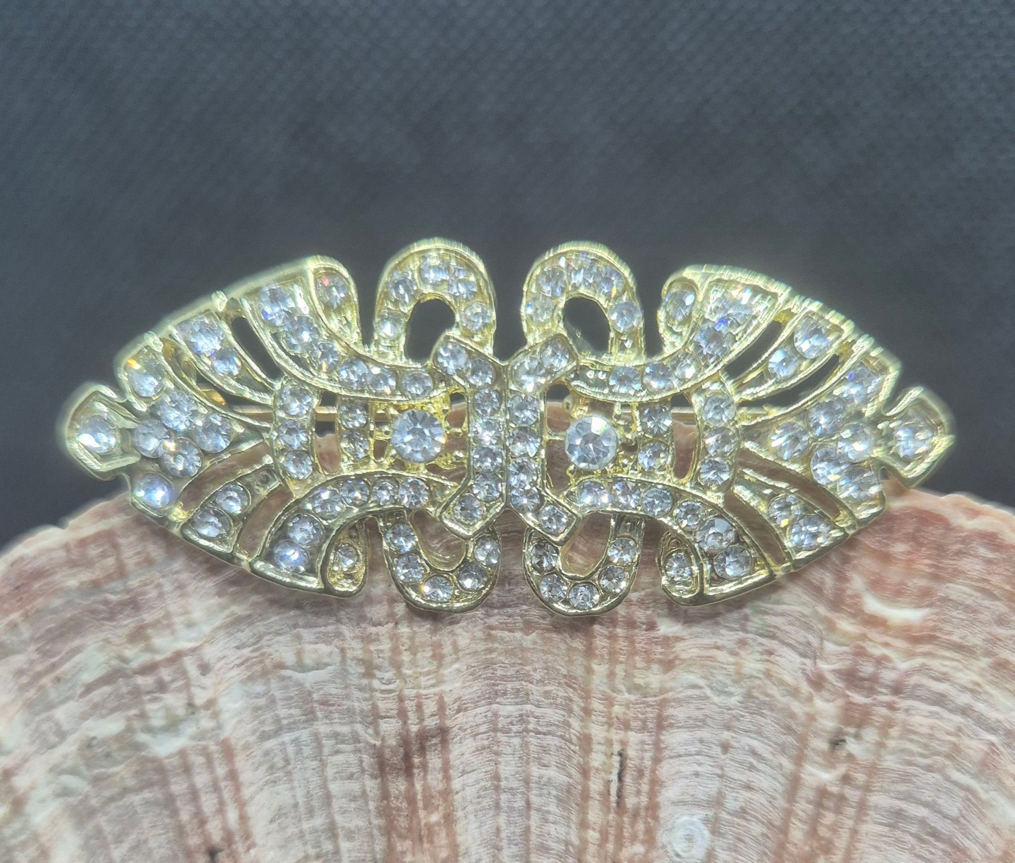 Vacker Brosch | Köp på Tradera (697153993)