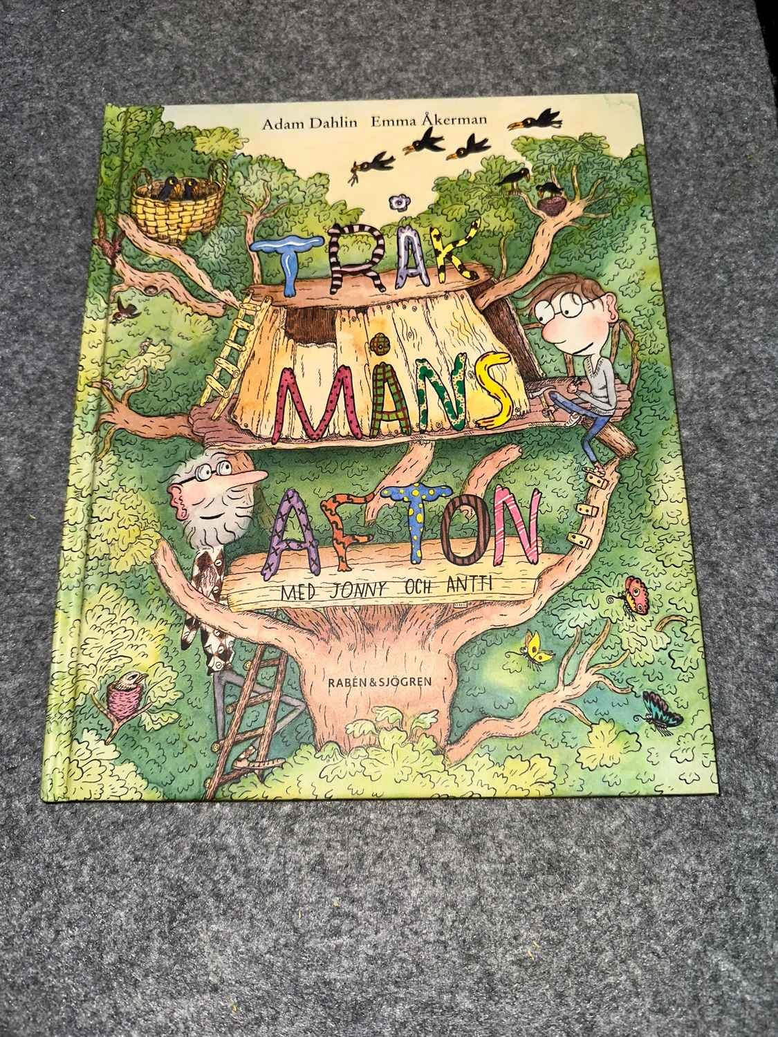 Adam Dahlin / Emma Åkerman - Tr.. | Köp från LindesFynd på Tradera ...