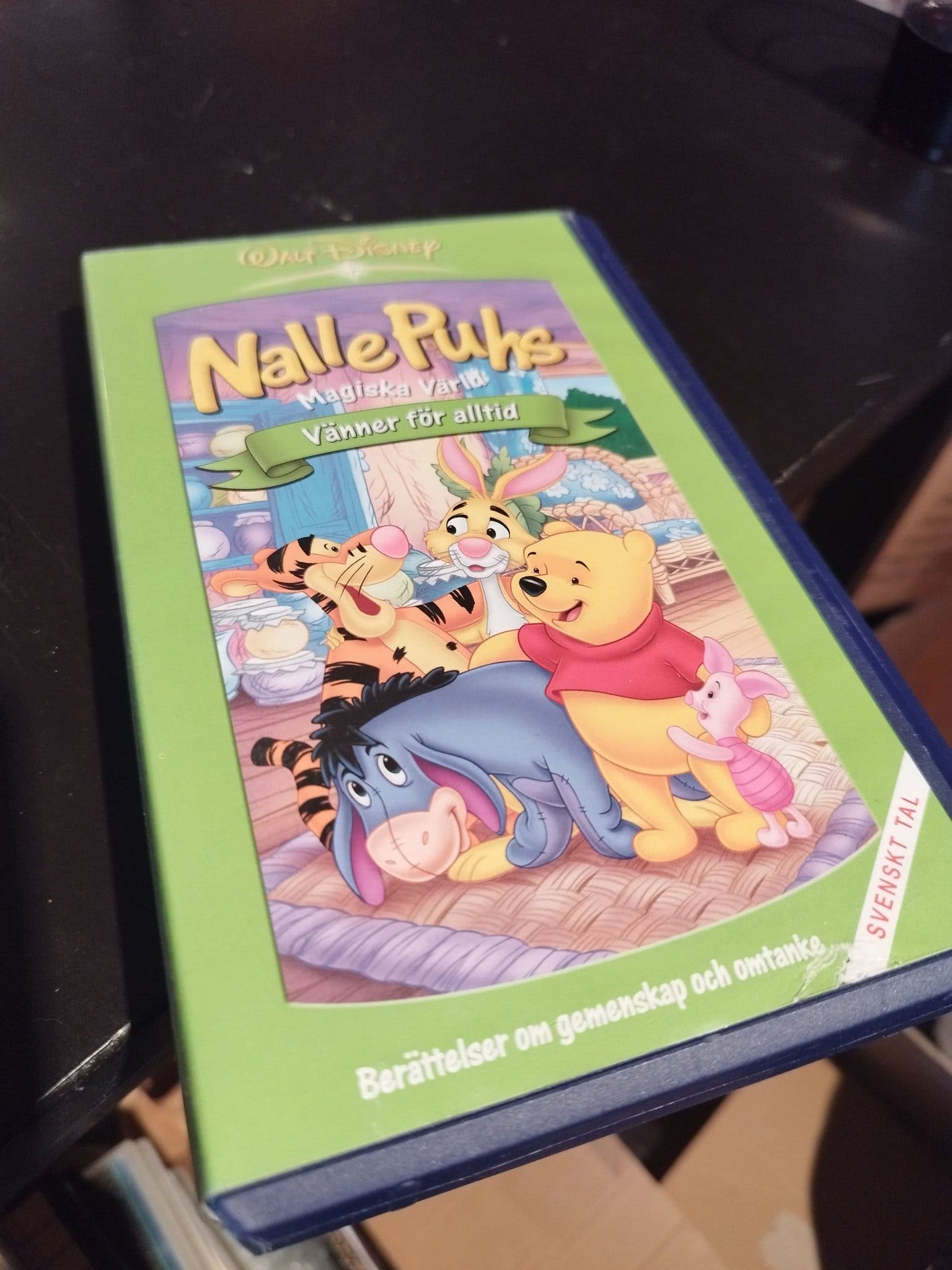 Nalle Puhs magiska värld vänner för alltid vhs
