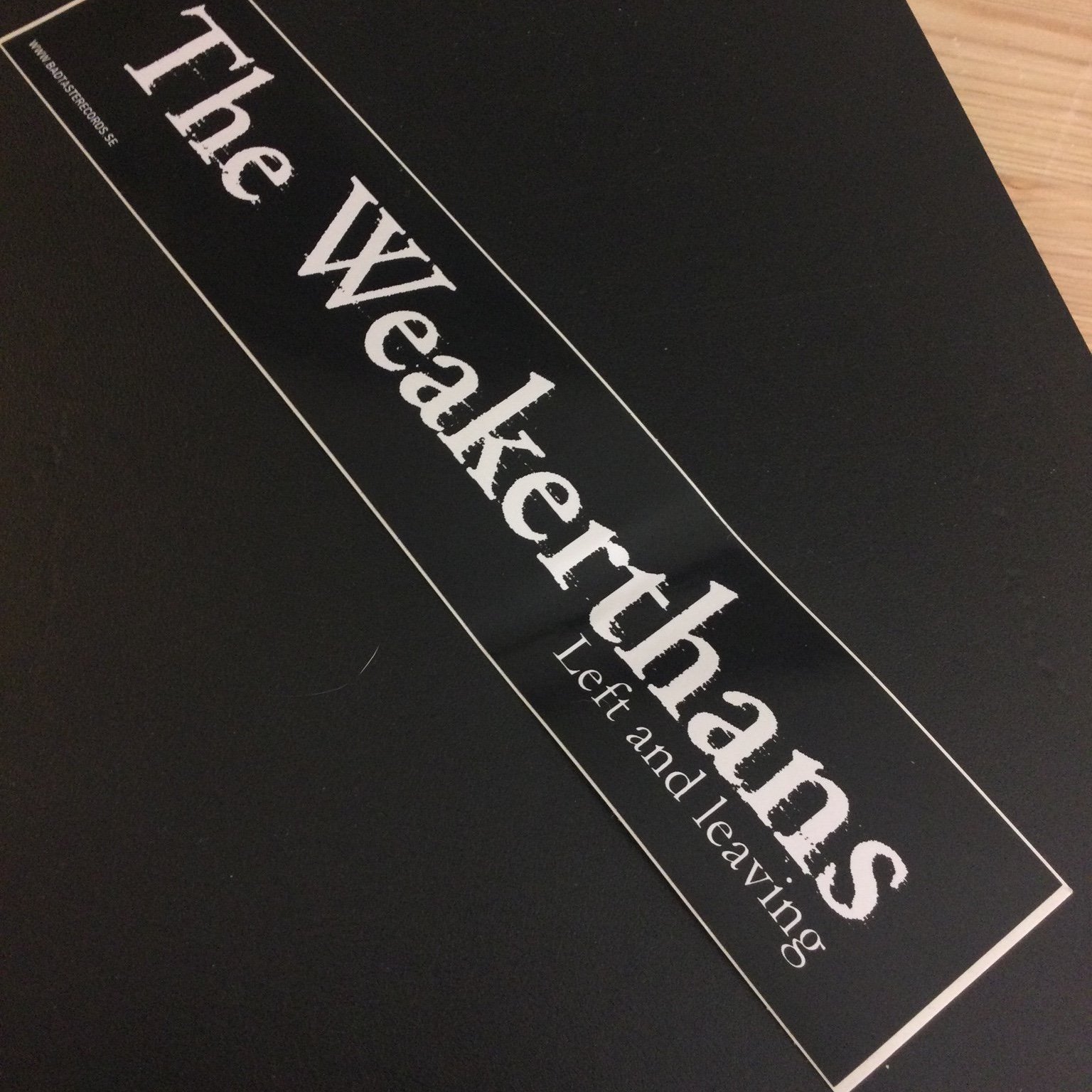 Dekal Merchandise The Weakerthans Left and leav.. | Köp på Tradera ...
