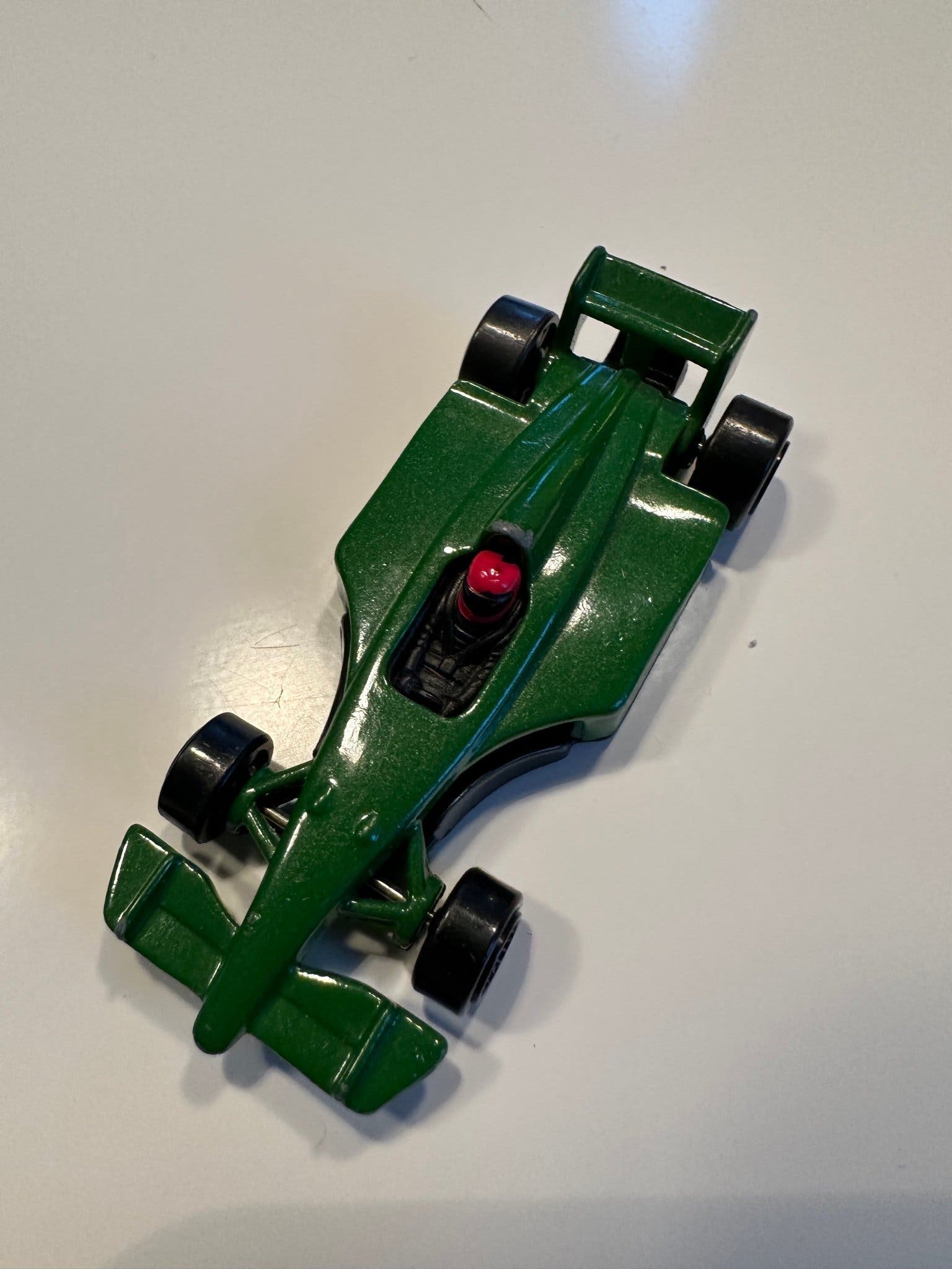 Se produkter som liknar Leksaksbil Formel 1, Mattel 2.. på Tradera ...