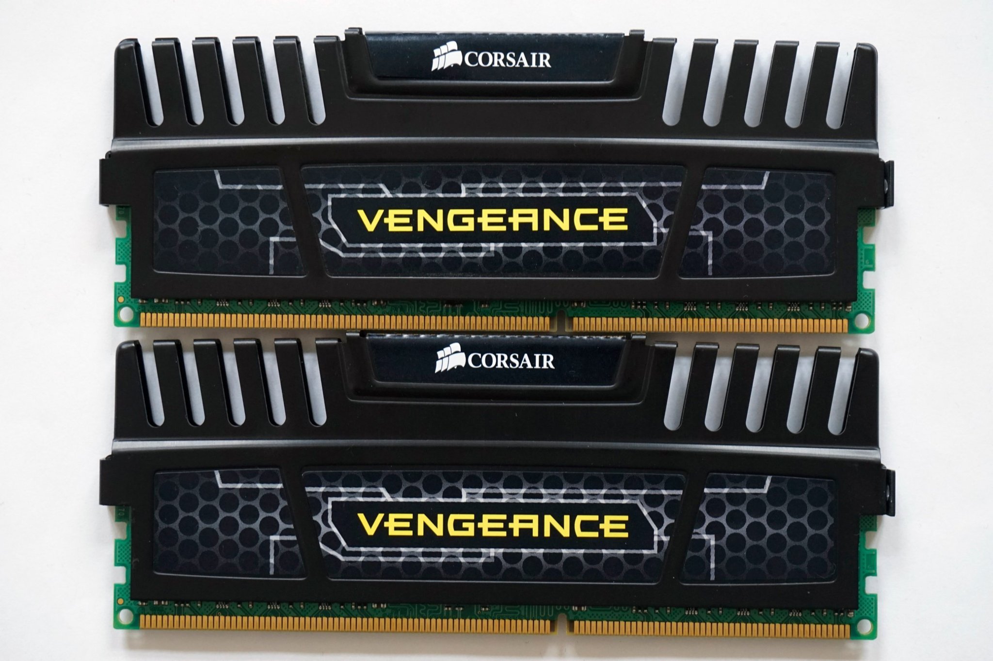 16GB (2x8GB) DDR3-1600 MHz Corsair Vengeance CM.. | Köp på Tradera ...