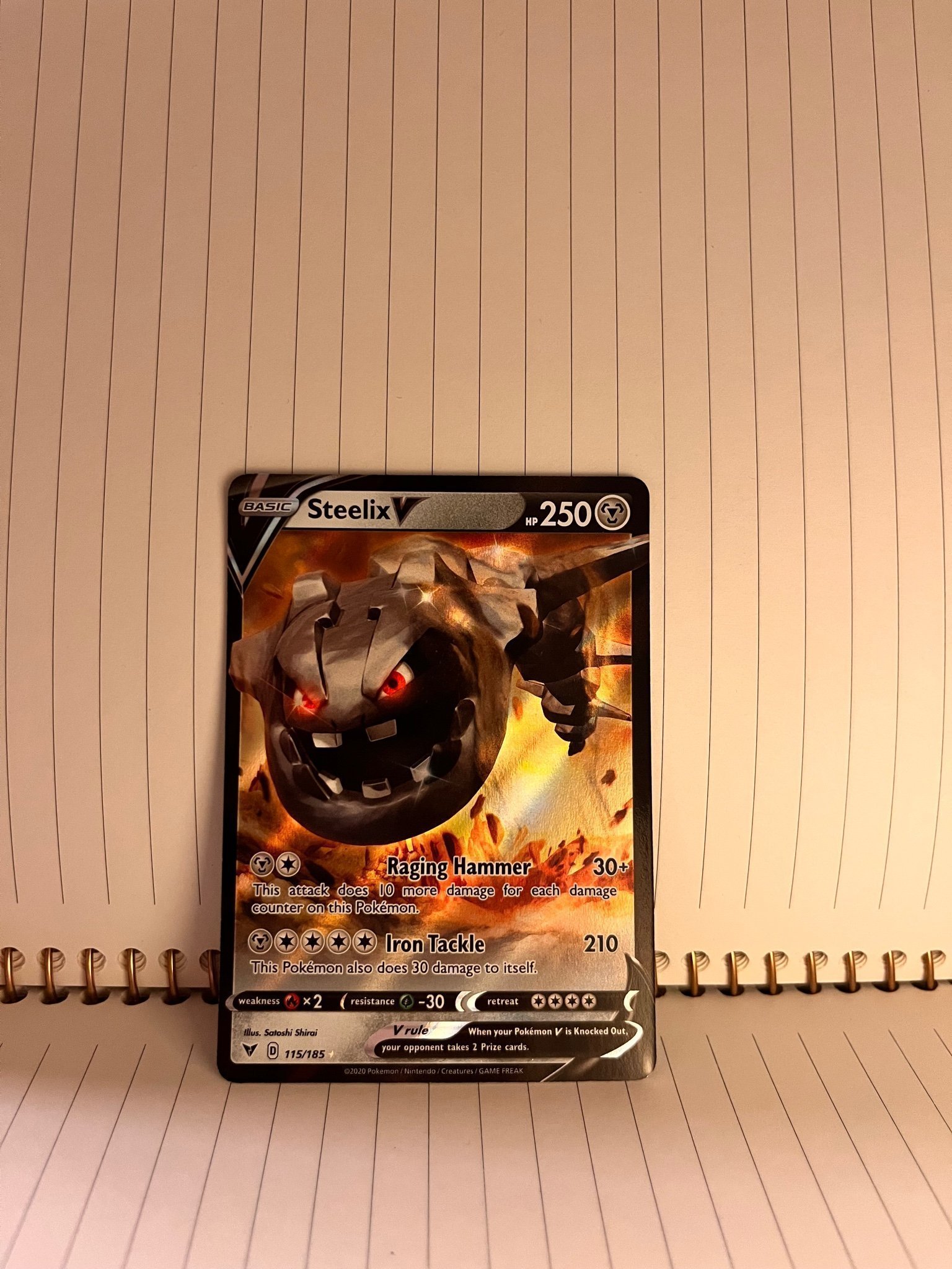 Se produkter som liknar Steelix V Pokémonkort på Tradera (694720772)