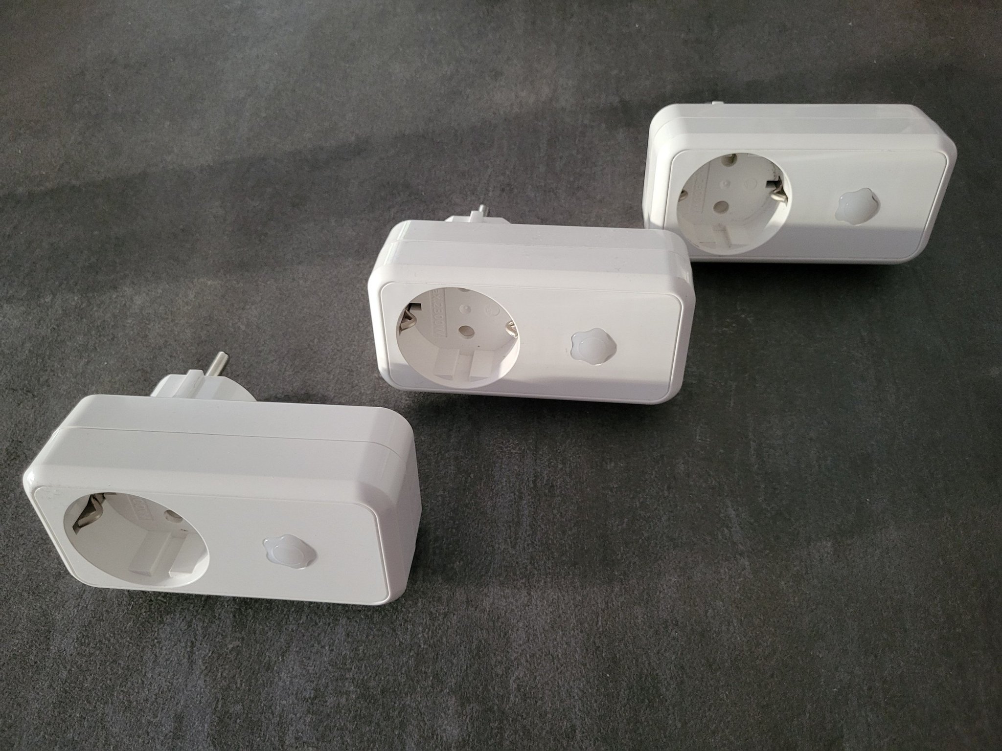 Se produkter som liknar Verisure smart-plug på Tradera (695282223)