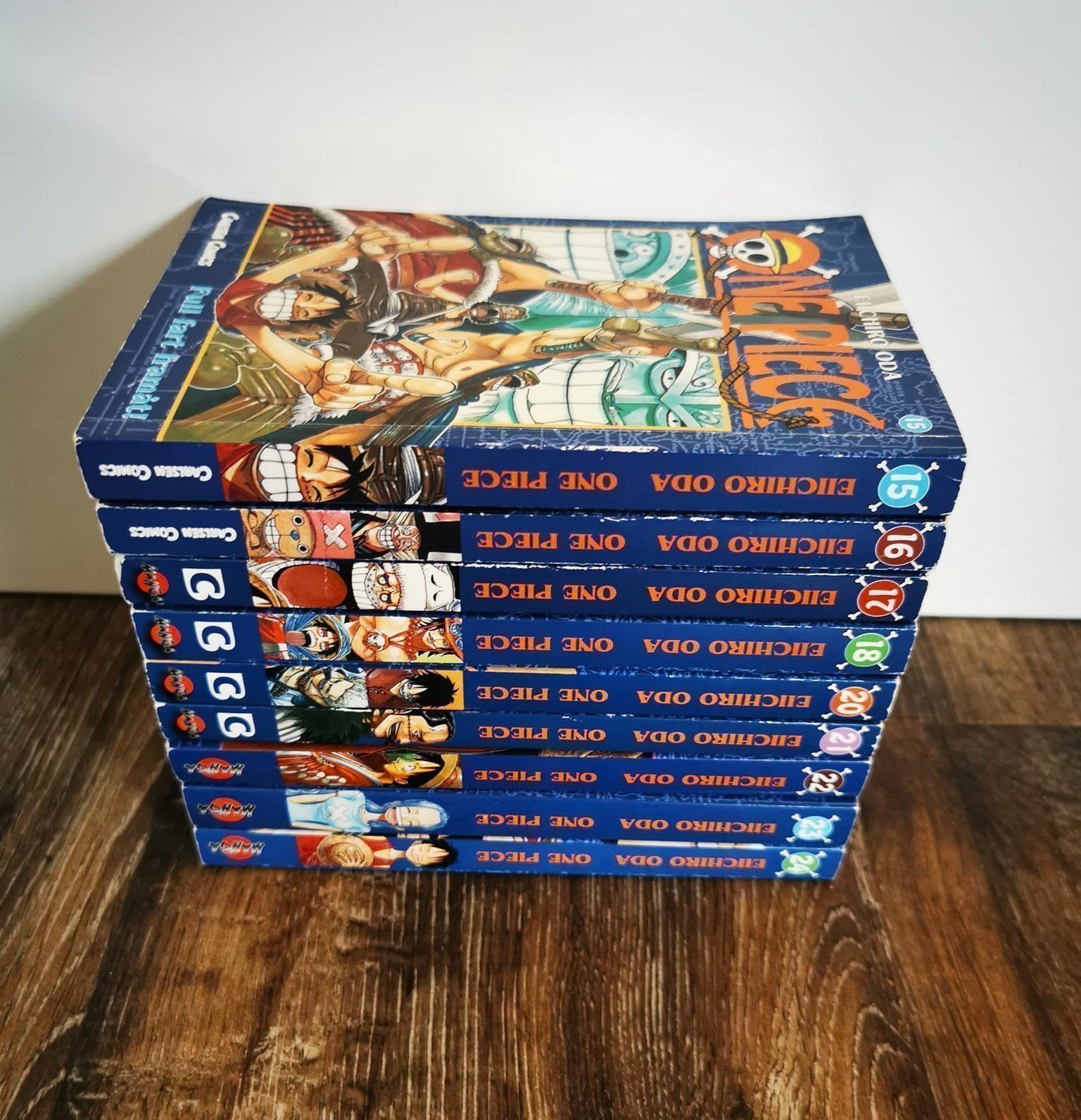 Se produkter som liknar BOKPAKET - MANGA - ONE PIECE .. på Tradera ...