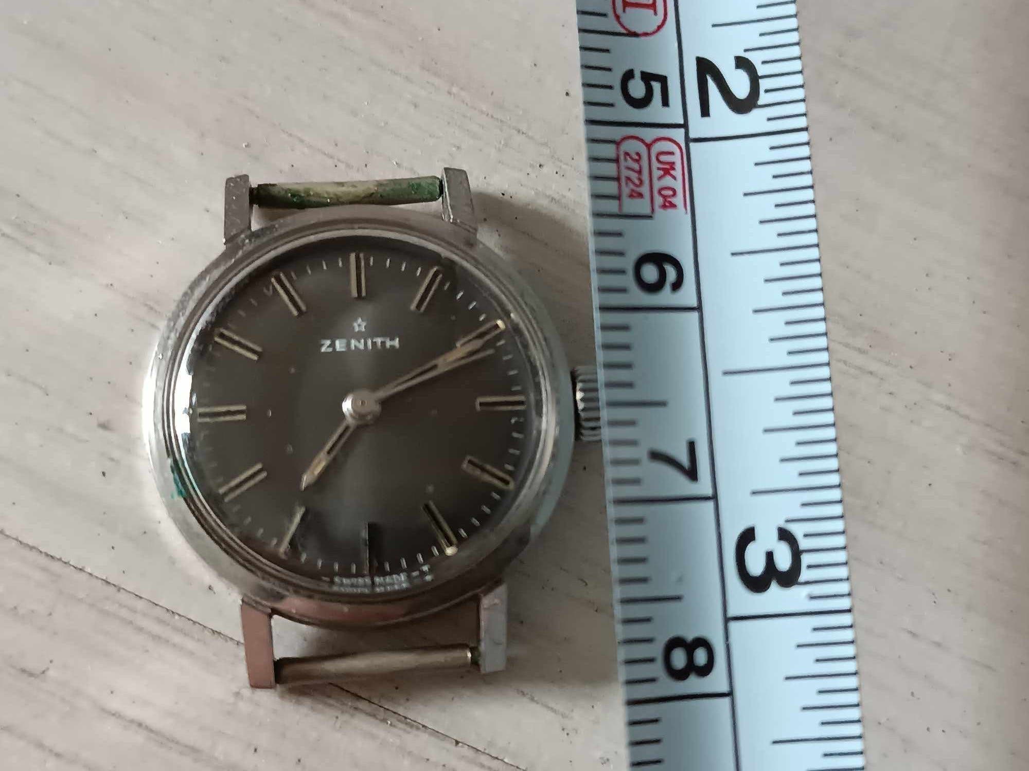 Se produkter som liknar vintage swiss zenith watch bl.. på Tradera ...