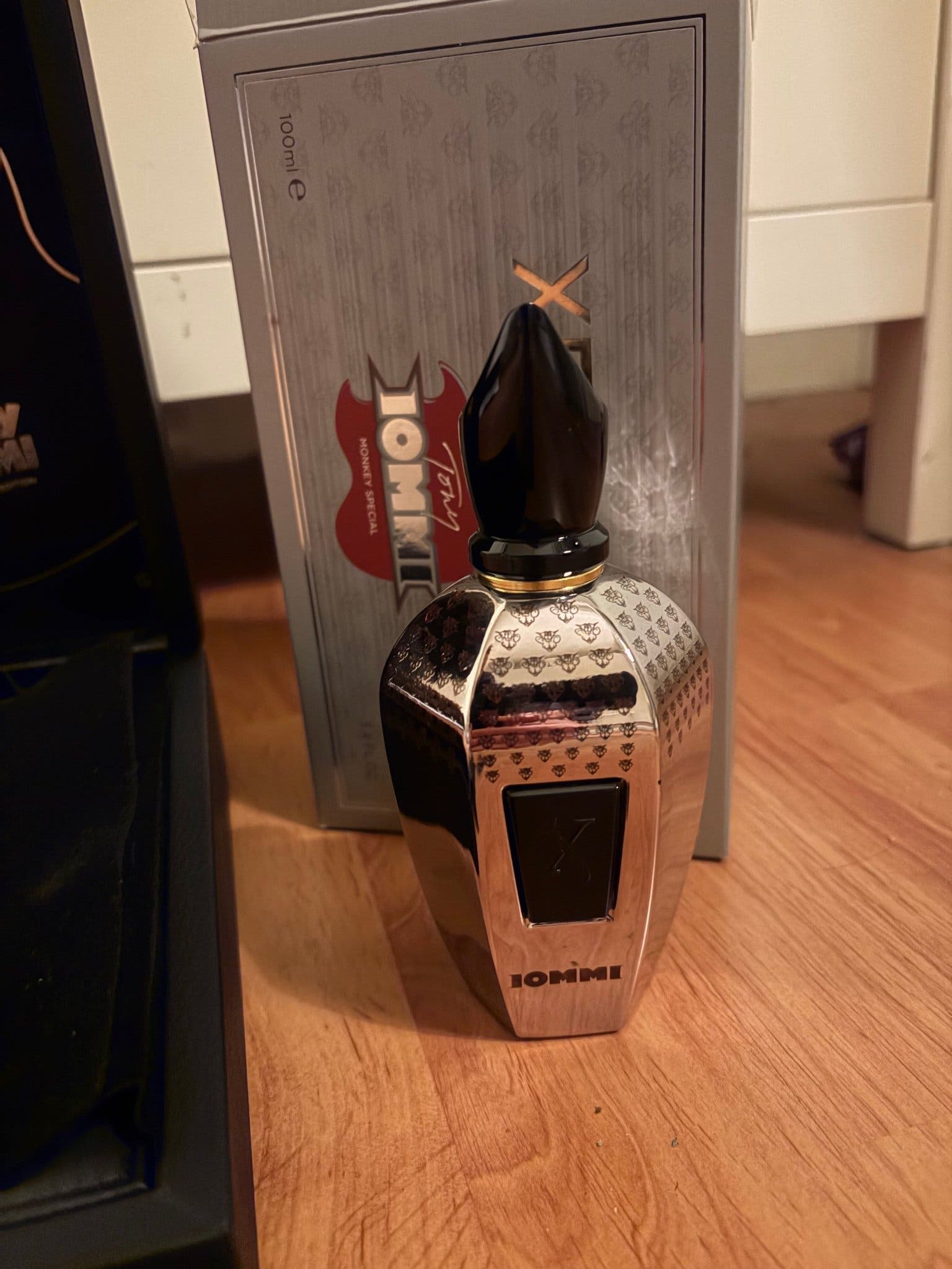 Se produkter som liknar Xerjoff Tony Iommi Monkey Spe.. på Tradera ...