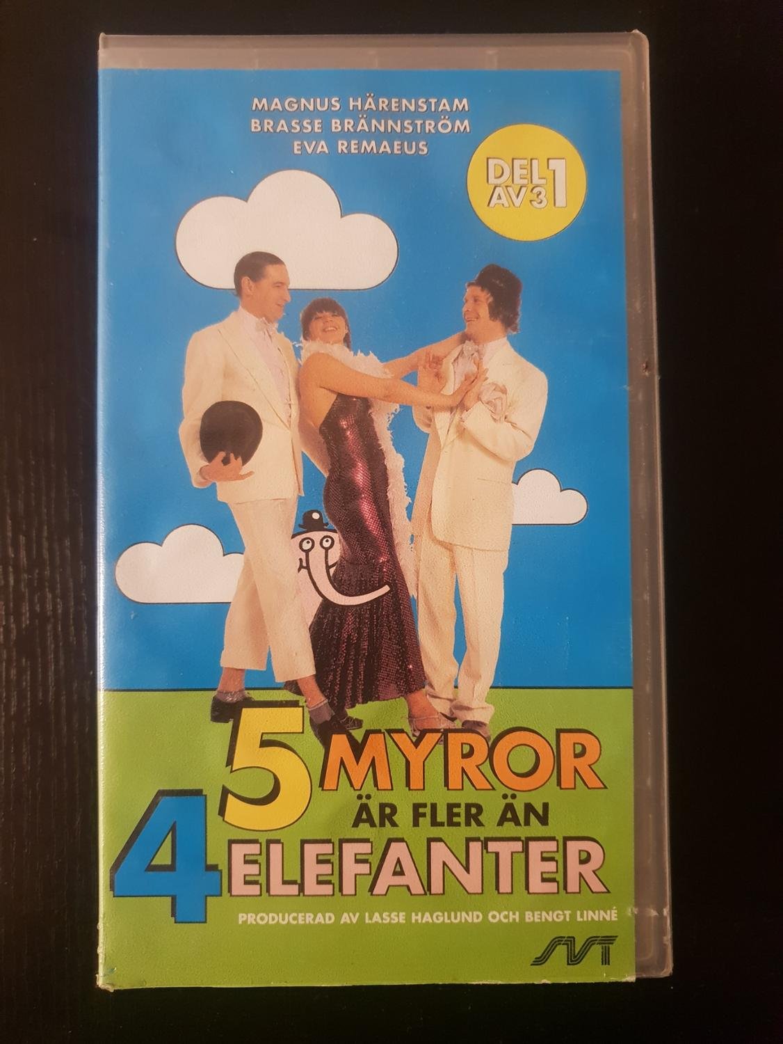 5 Myror är fler än 4 elefanter VHS | Köp på Tradera (651107223)