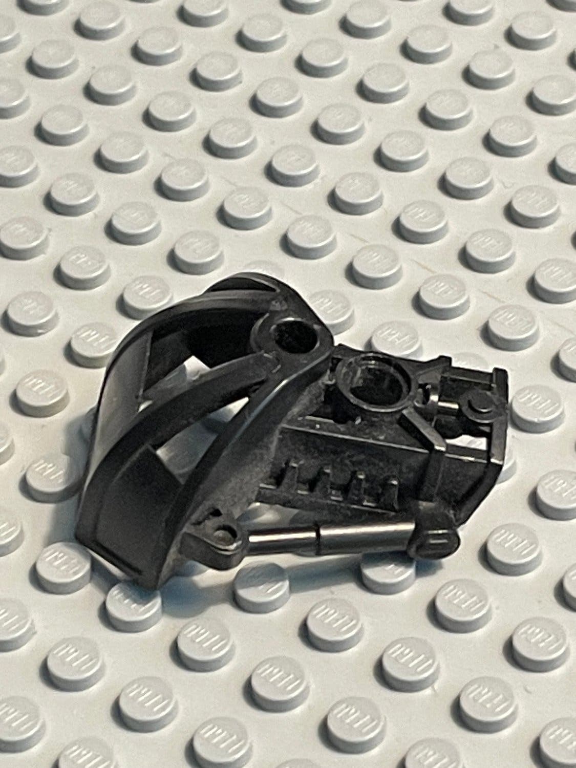 Black Bionicle Shoulder Armor, Toa Metru (47310.. | Köp på Tradera ...