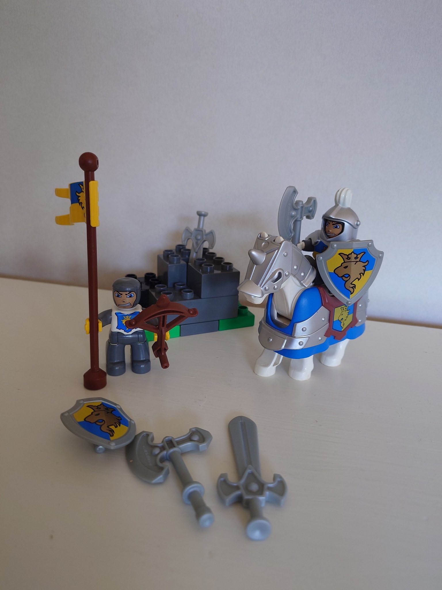 Lego Duplo #4775 Knight and Squire komplett | Köp på Tradera (693968970)