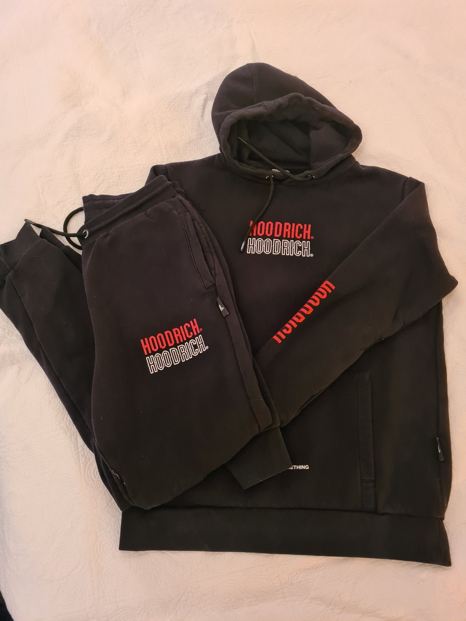 Hoodrich Set - Hoodie och Byxor - Storlek S - S.. | Köp på Tradera ...