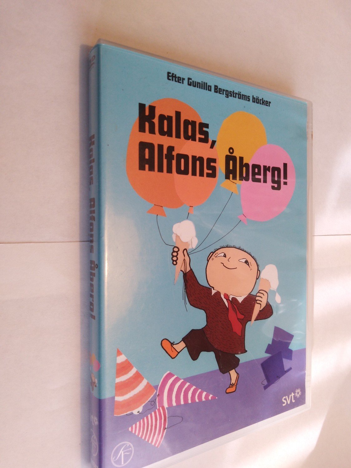 Se produkter som liknar Film: Kalas, Alfons Åberg - S.. på Tradera ...