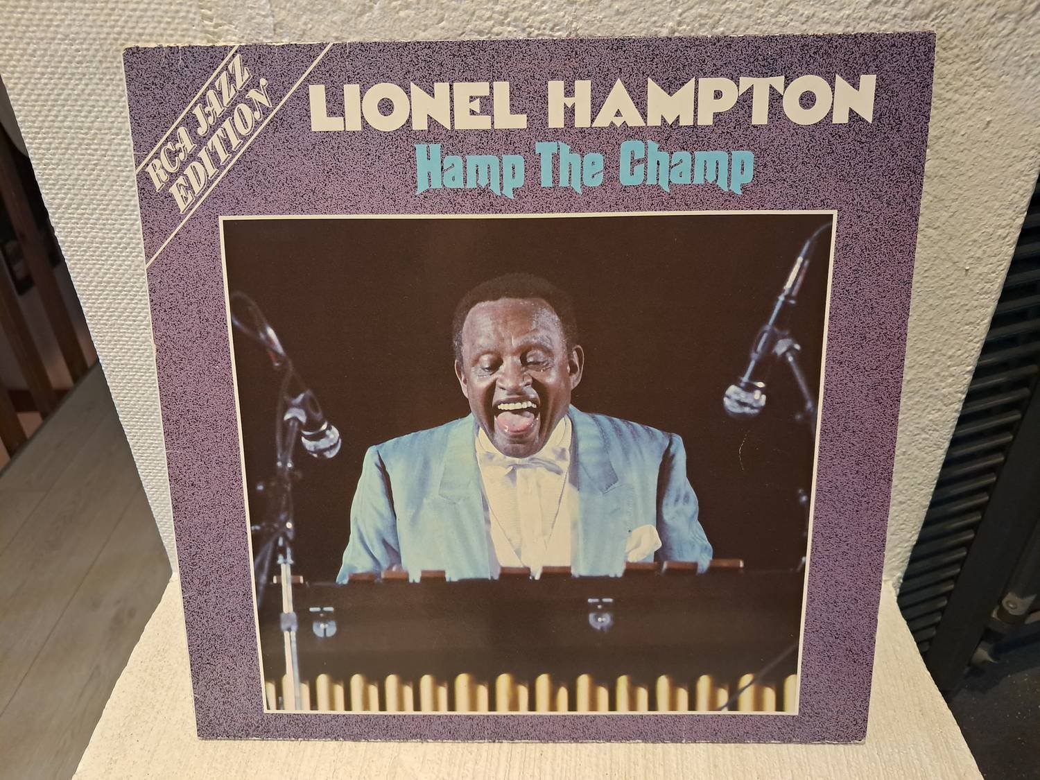 Lionel Hampton - Hamp the Champ | Köp från SävarRecords på Tradera ...