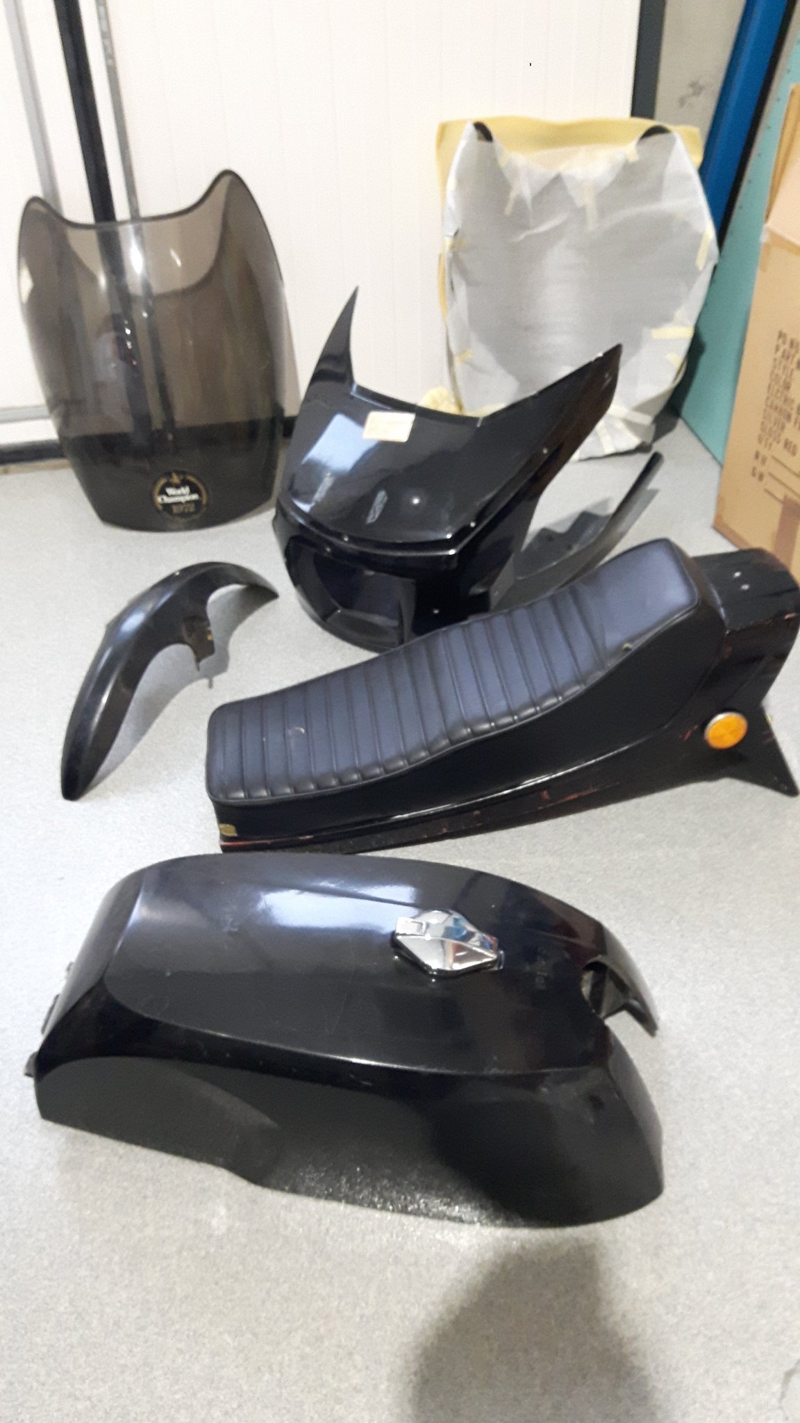 DUNSTALL-kit med kåpa, tank, sadel, clip-on, fo.. | Köp på Tradera ...