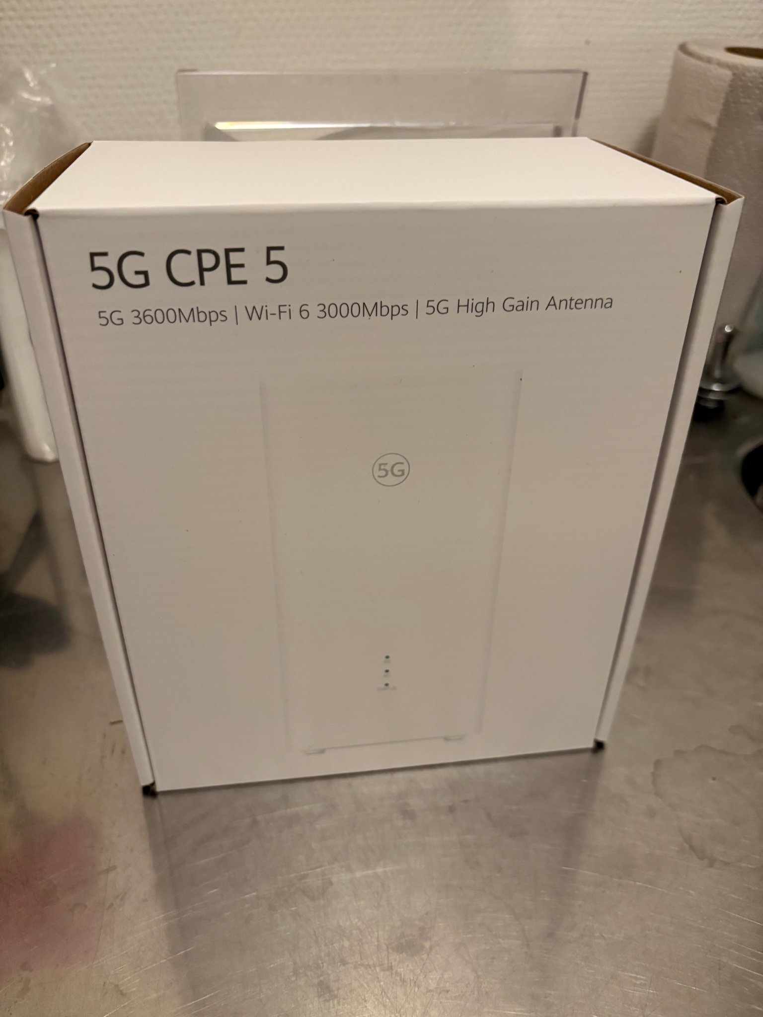 Se produkter som liknar Huawei 5G CPE 5 router mobilt.. på Tradera ...