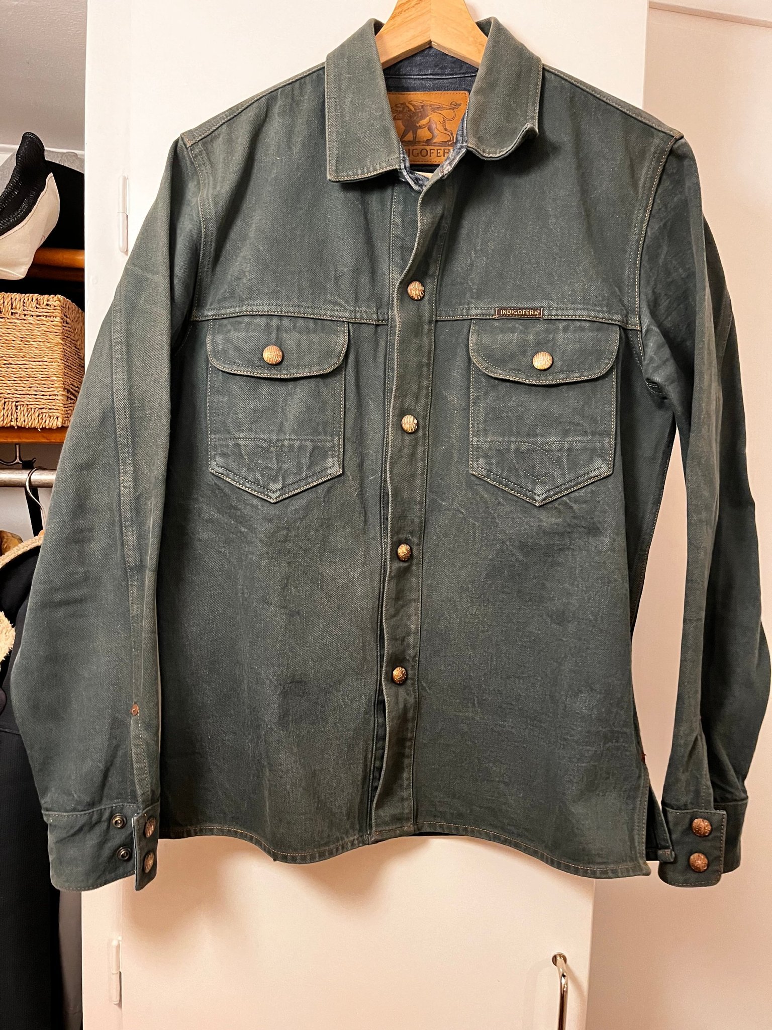 Se produkter som liknar Indigofera Copeland stl S grö.. på Tradera ...