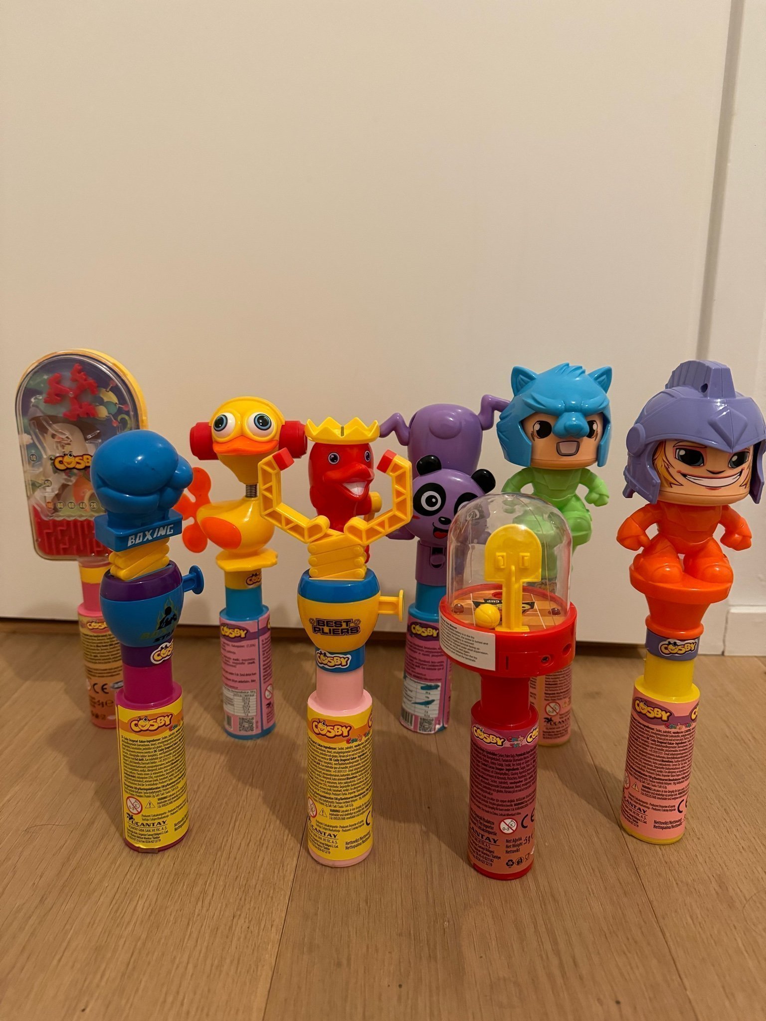 Se produkter som liknar Leksaks paket på Tradera (629983270)