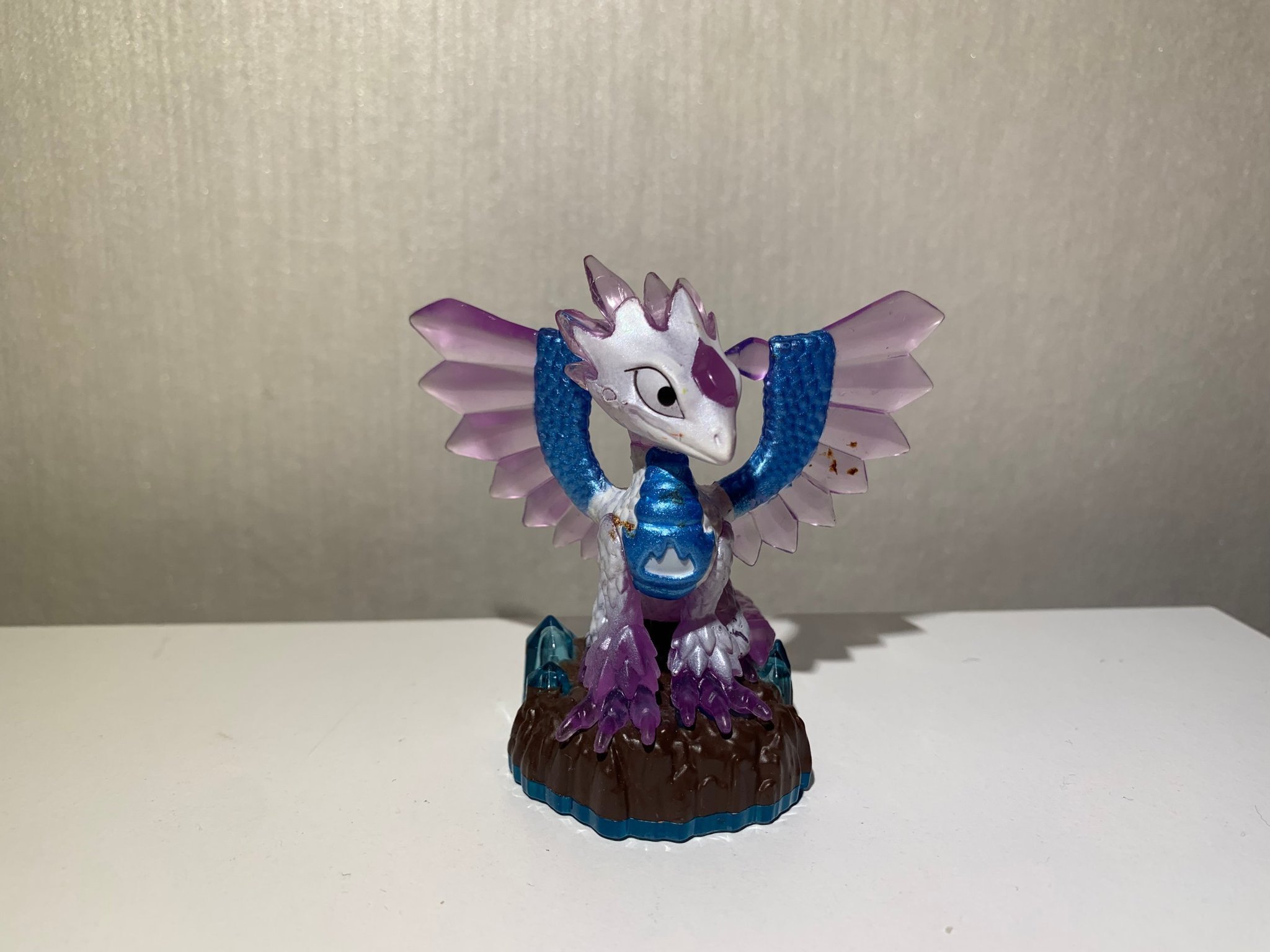 Skylanders SWAP Force Flashwing LightCore | Köp på Tradera (607721449)