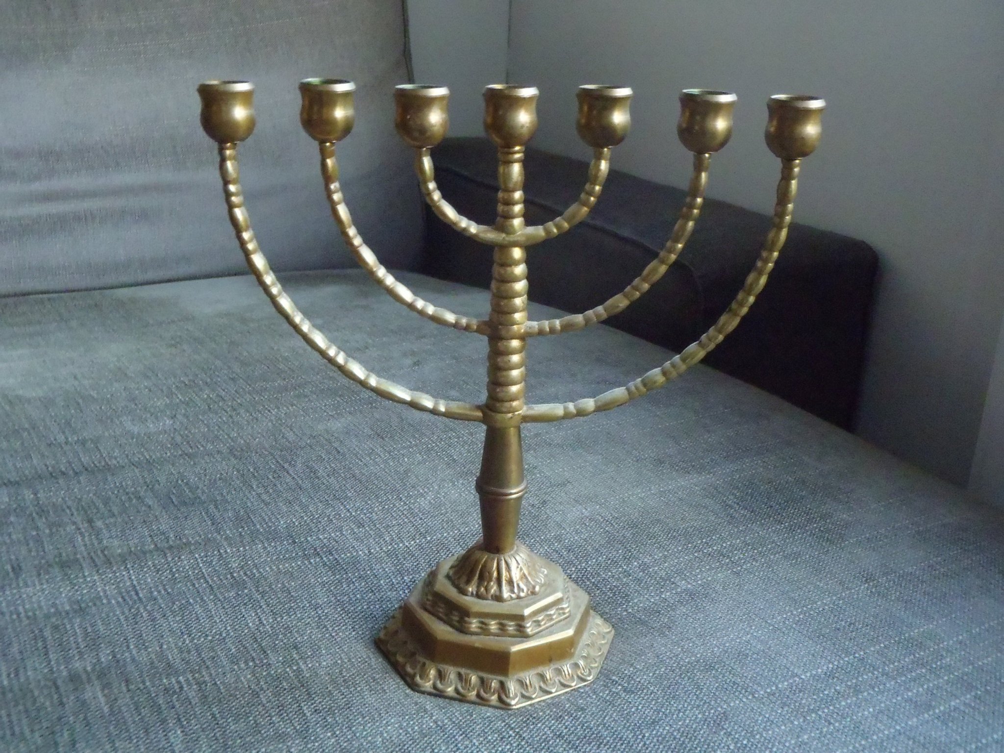 Menora Sjuarmad Ljusstake Kandelaber 7 armad Ma.. | Köp på Tradera ...