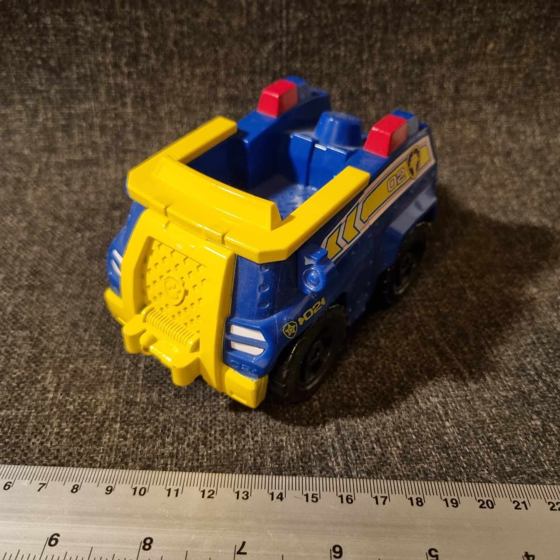 Se produkter som liknar Paw Patrol Chase Basic Vehicle på Tradera ...
