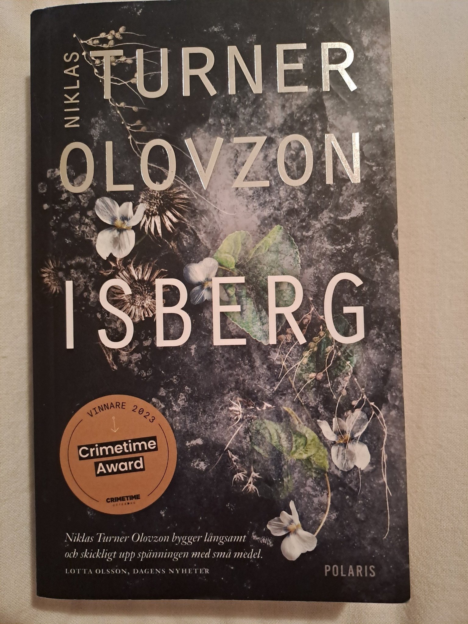 Se produkter som liknar Ny pocket deckare Isberg av N.. på Tradera ...