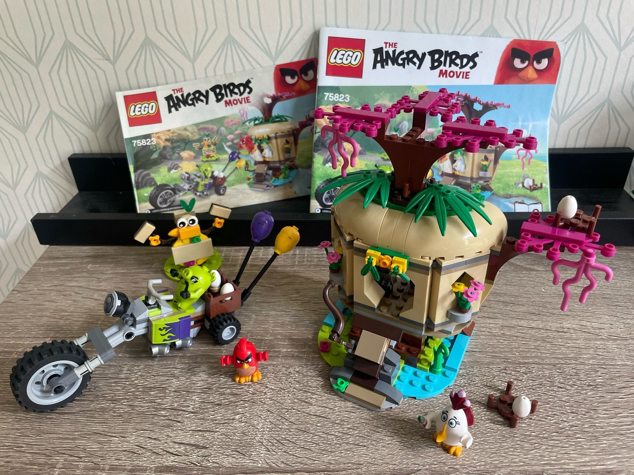 LEGO Angry Birds 75823 Bird island egg heist | Köp på Tradera (639409573)