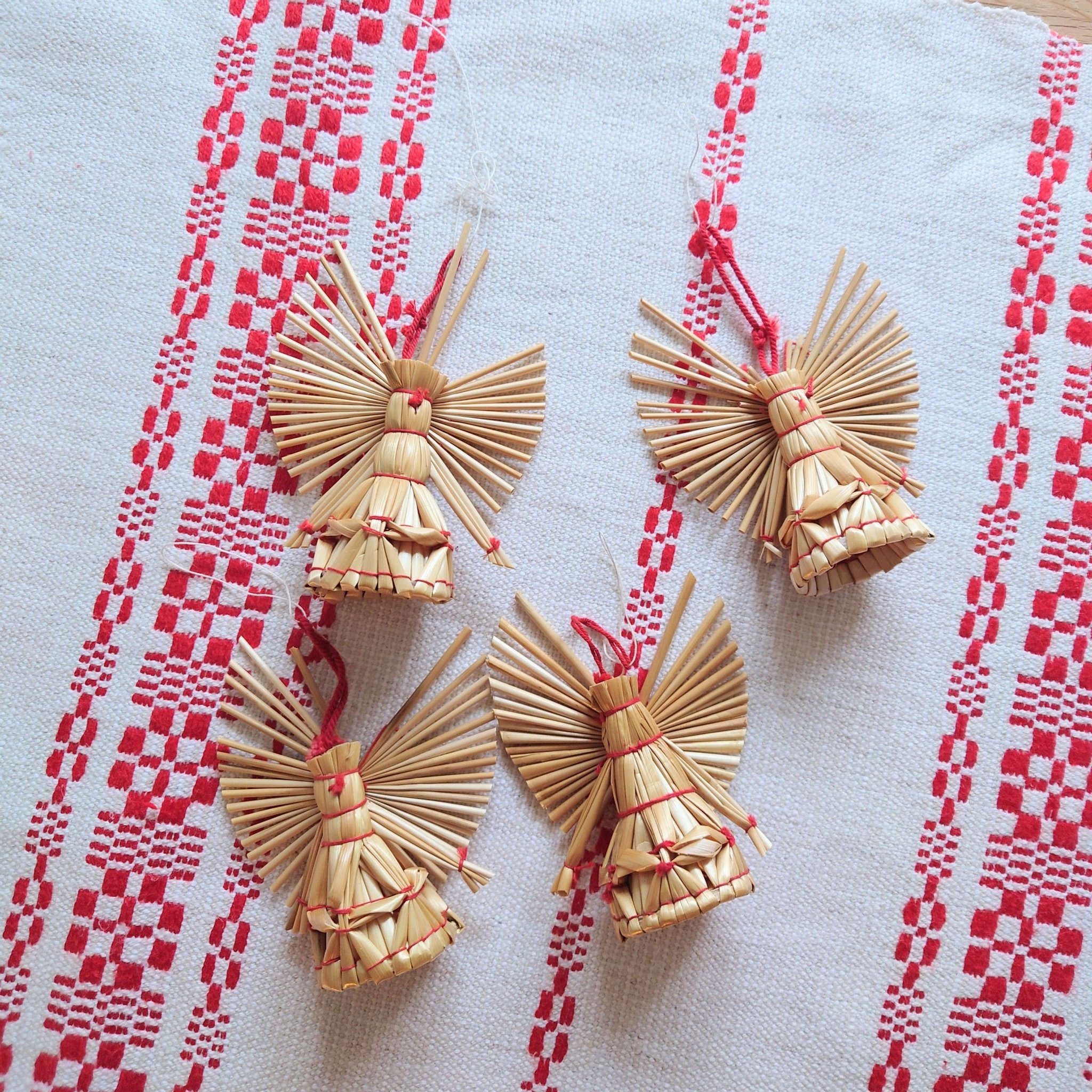 Jul - Julpynt julgranspynt 4 änglar i halm halm.. | Köp på Tradera ...