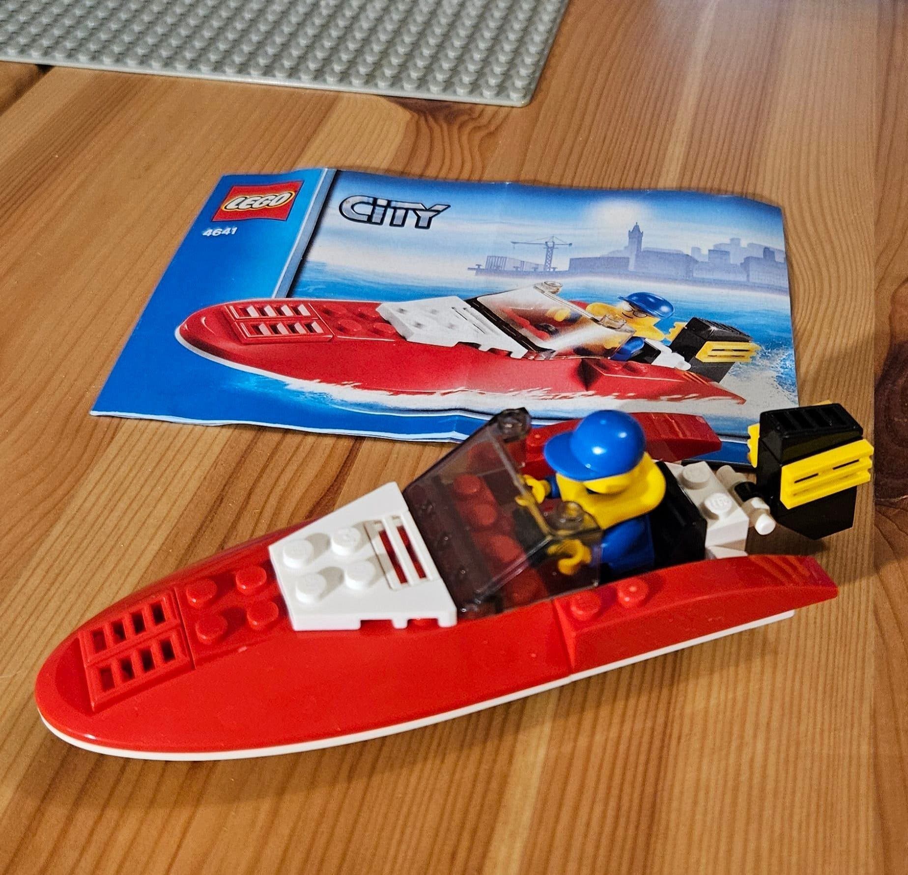 LEGO City Speedbåt 4641 - komplett med beskrivn.. | Köp på Tradera ...