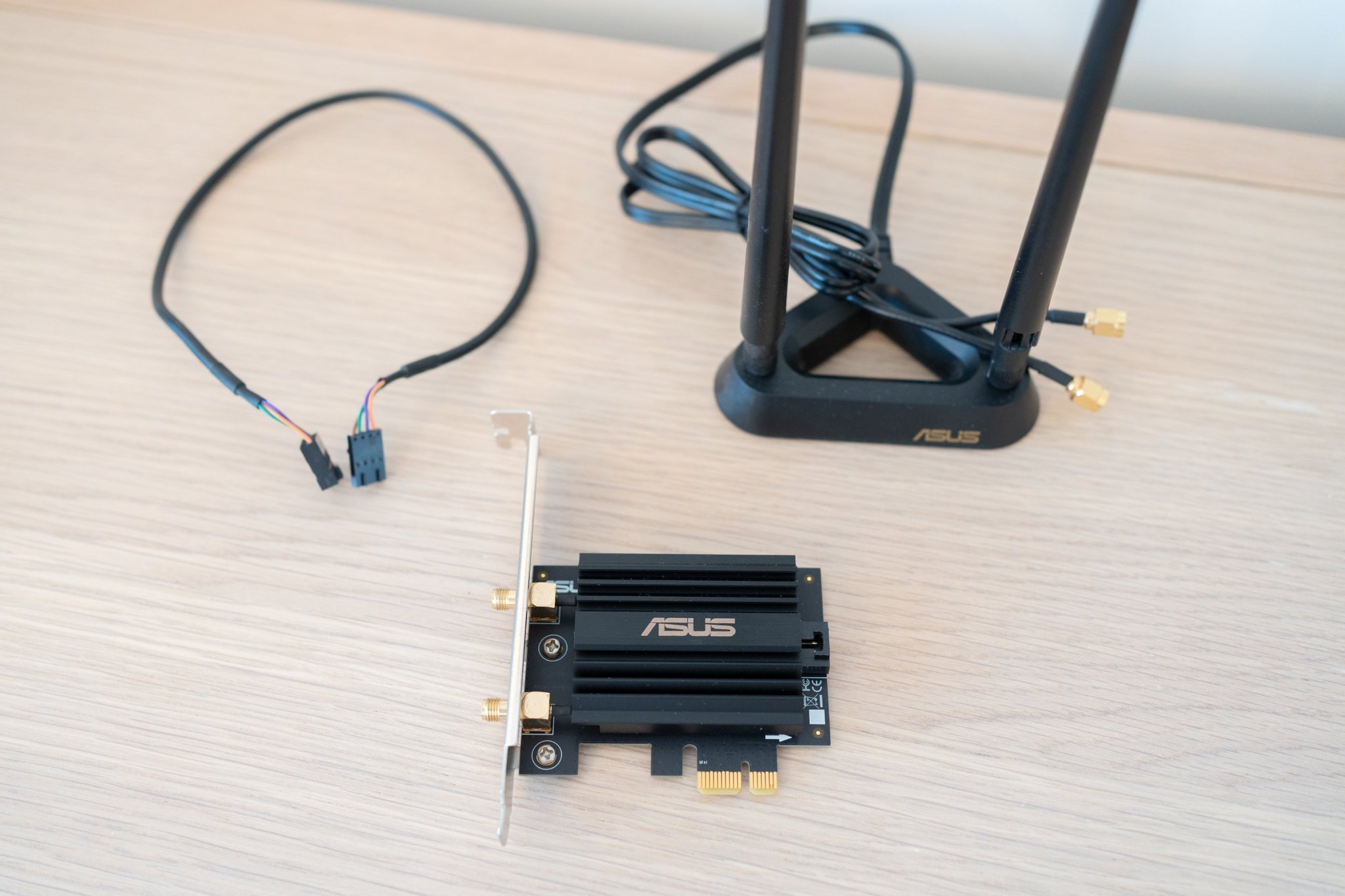 Se produkter som liknar Asus PCE-AX58BT PCI-E WiFi 6 .. på Tradera ...