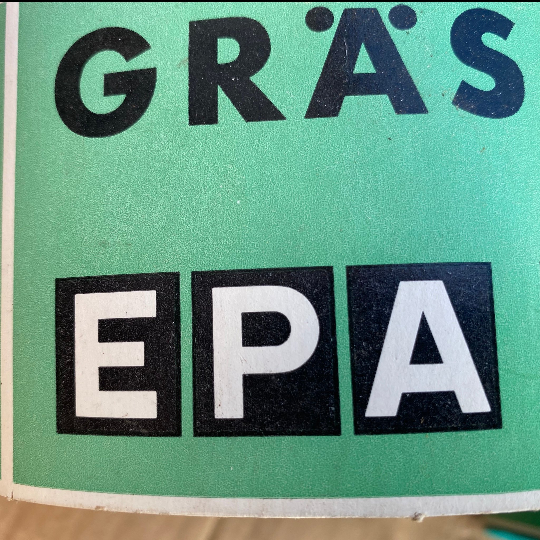 Se produkter som liknar EPA Förpackning Gräs Kant Pla.. på Tradera ...