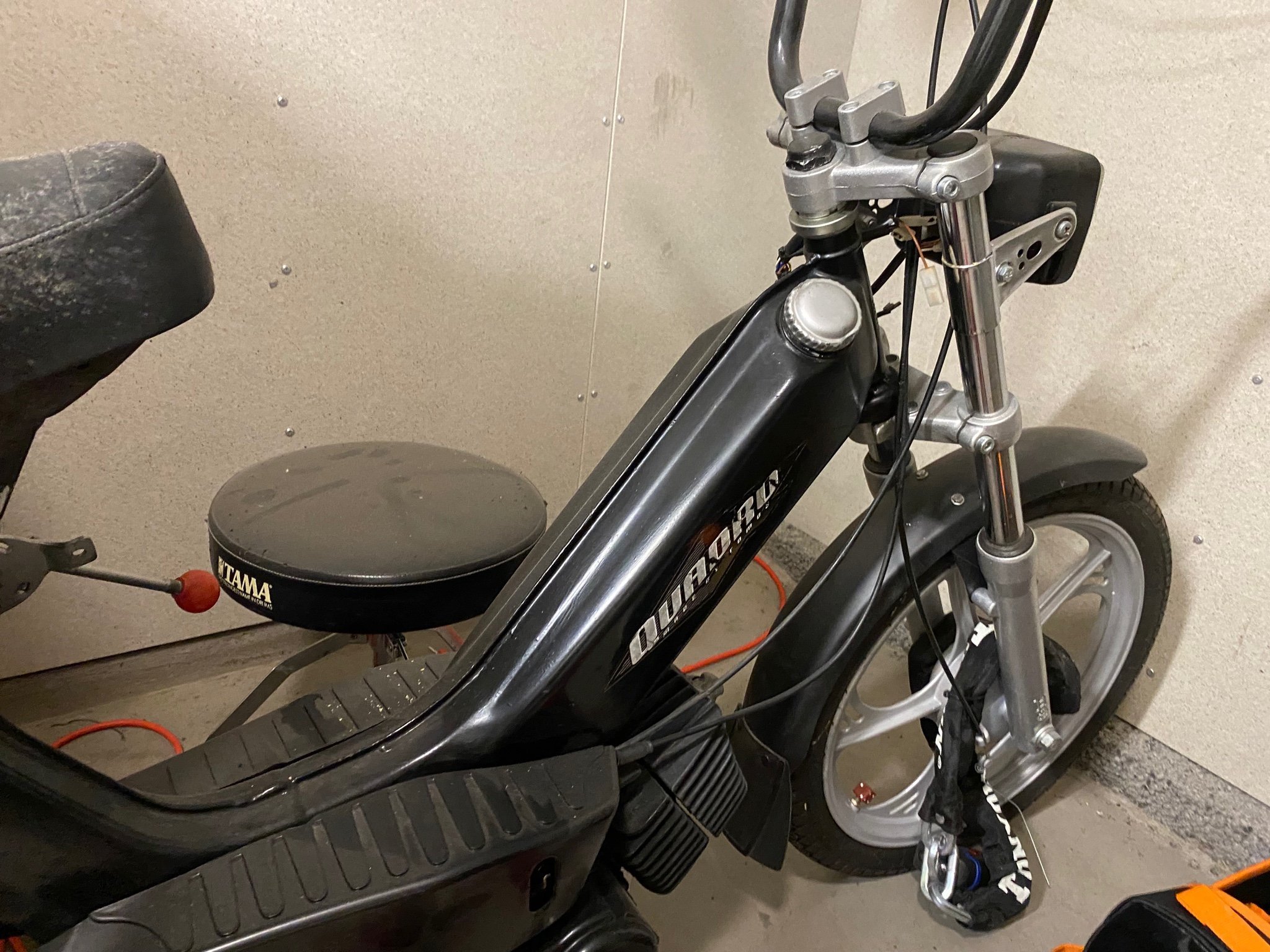 Se produkter som liknar Tomos tws 2000 hot dog speci.. på Tradera ...