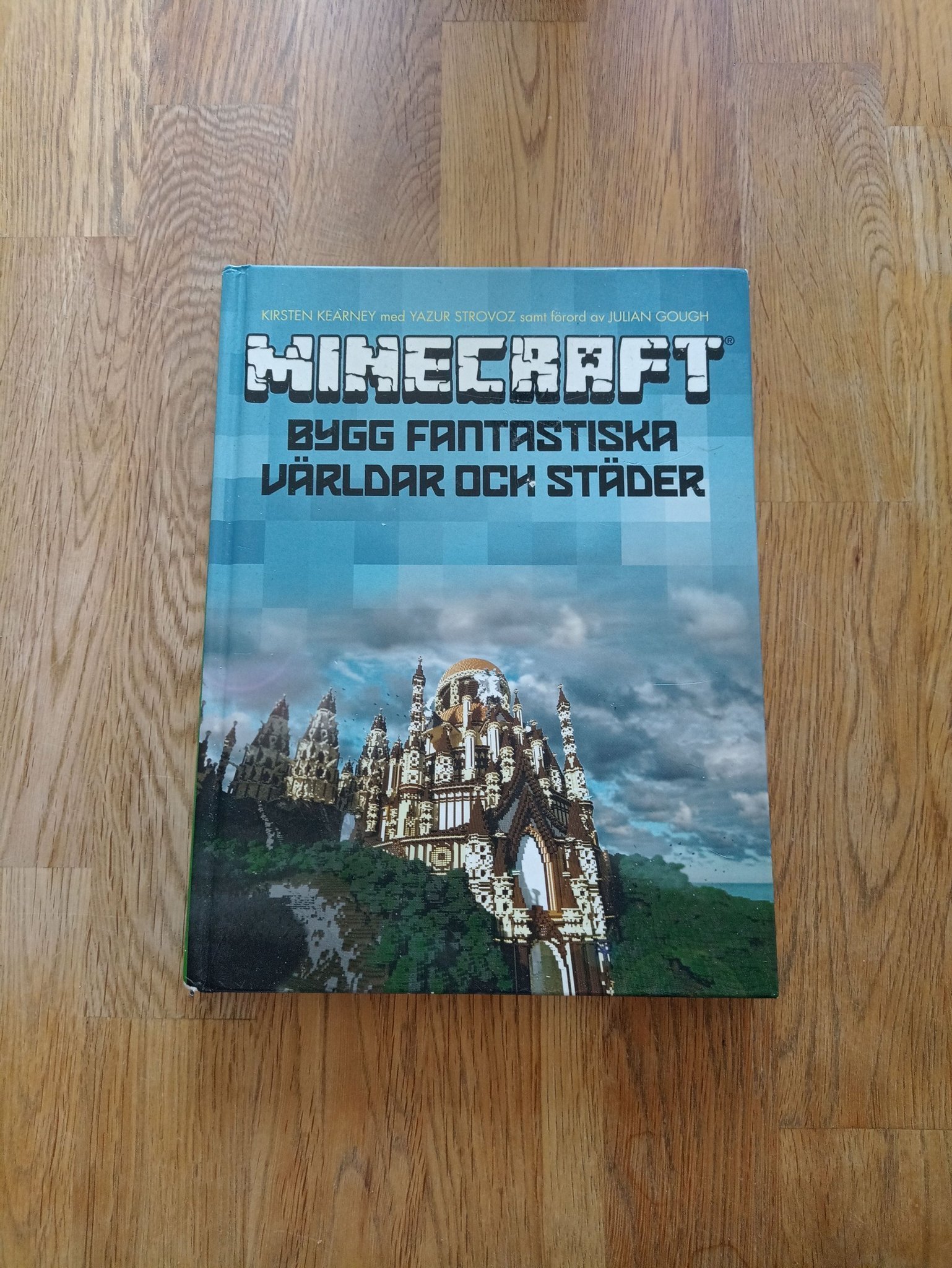 Se produkter som liknar Minecraft: Bygg fantastiska v.. på Tradera ...