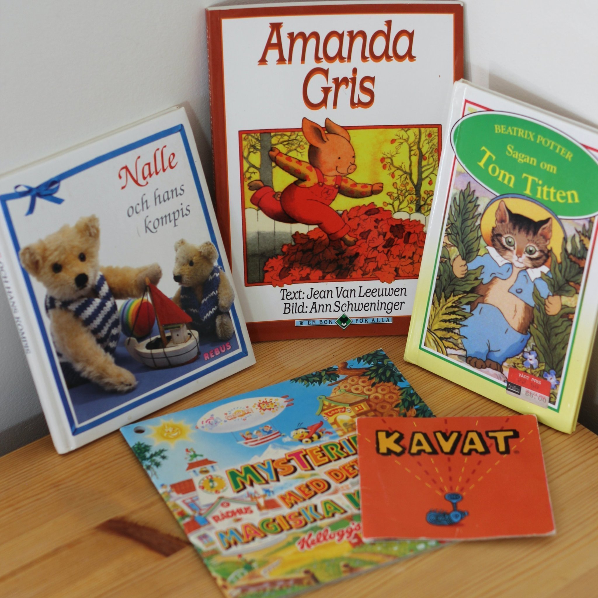 Nalle och hans kompis, Amanda gris, Sagan om To.. | Köp på Tradera ...