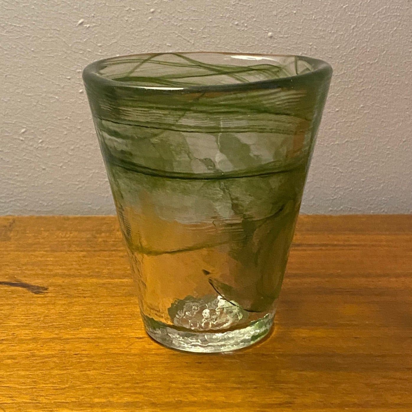 Mörkgrönt glas - Mine, Ulrica Hydman-Vallien, K.. | Köp på Tradera ...