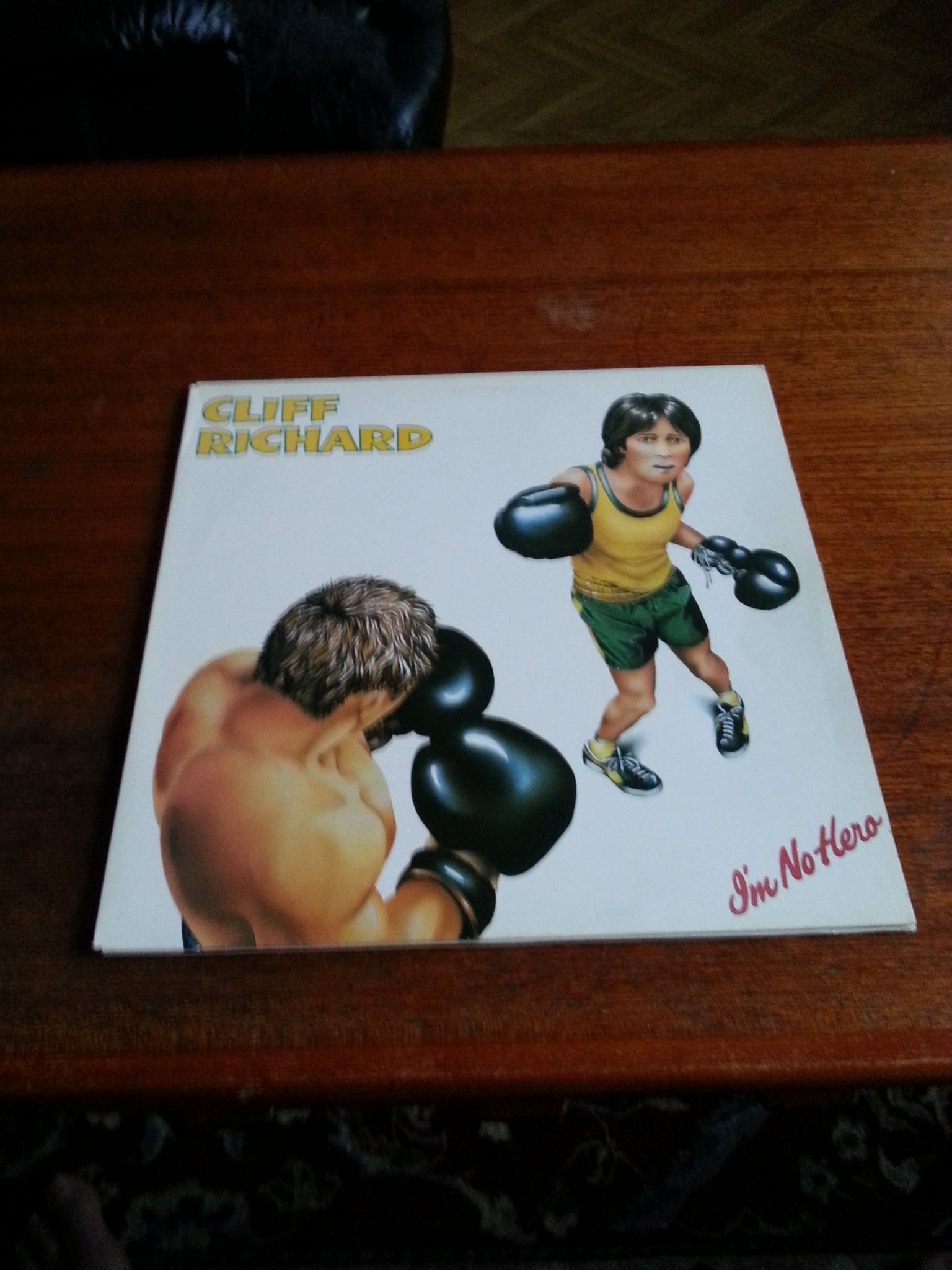 LP Cliff Richard EMI 7C 062-07342 I'm No Hero 1.. | Köp på Tradera ...