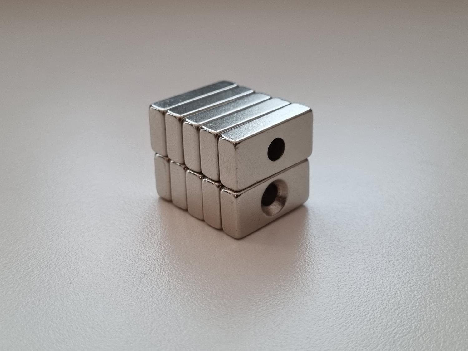 10 st Neodymium magneter (20x10x5.. | Köp från Fyndgren på Tradera ...