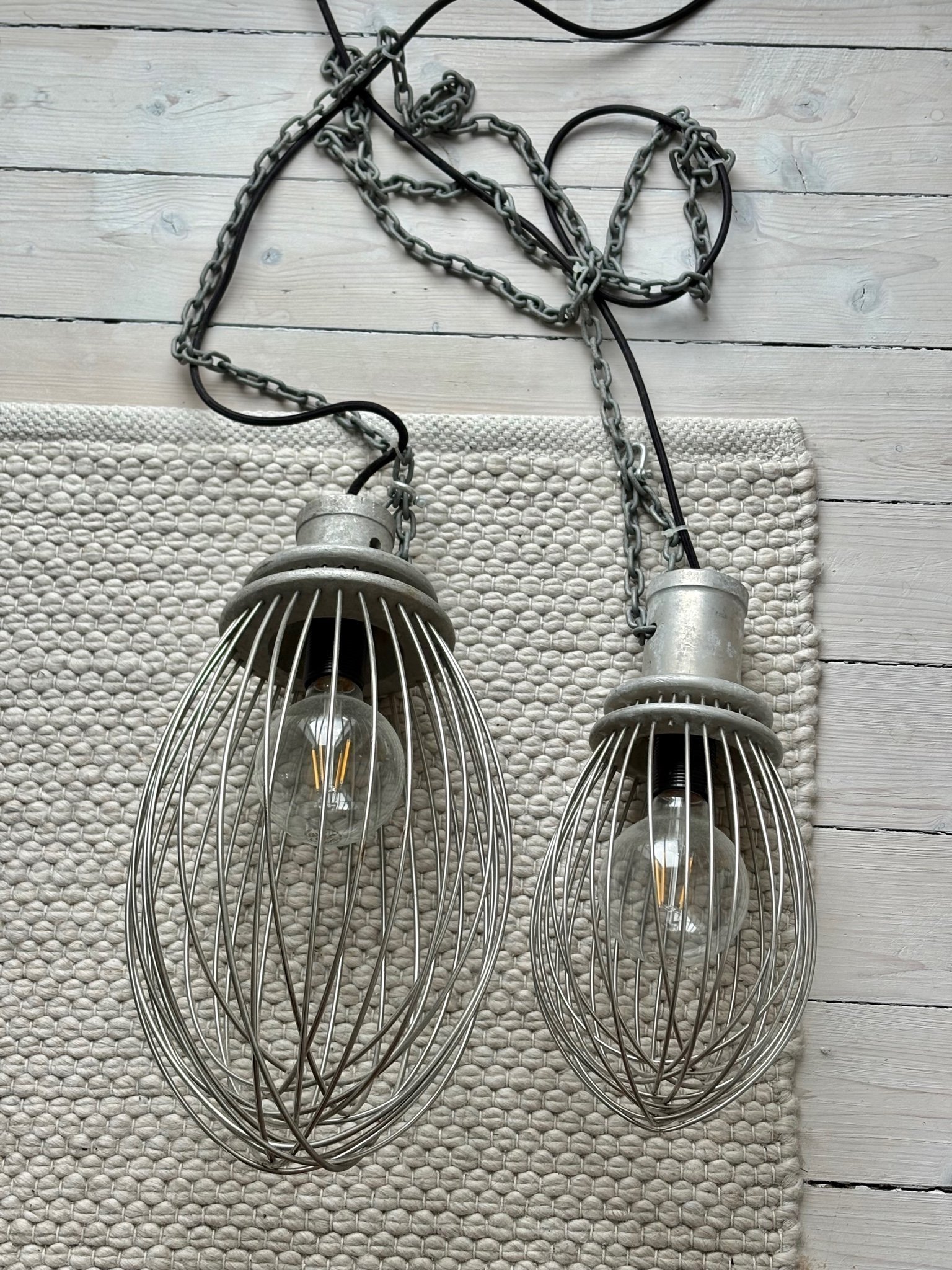 Industriell Taklampa gjord av vispar | Köp på Tradera (705593159)