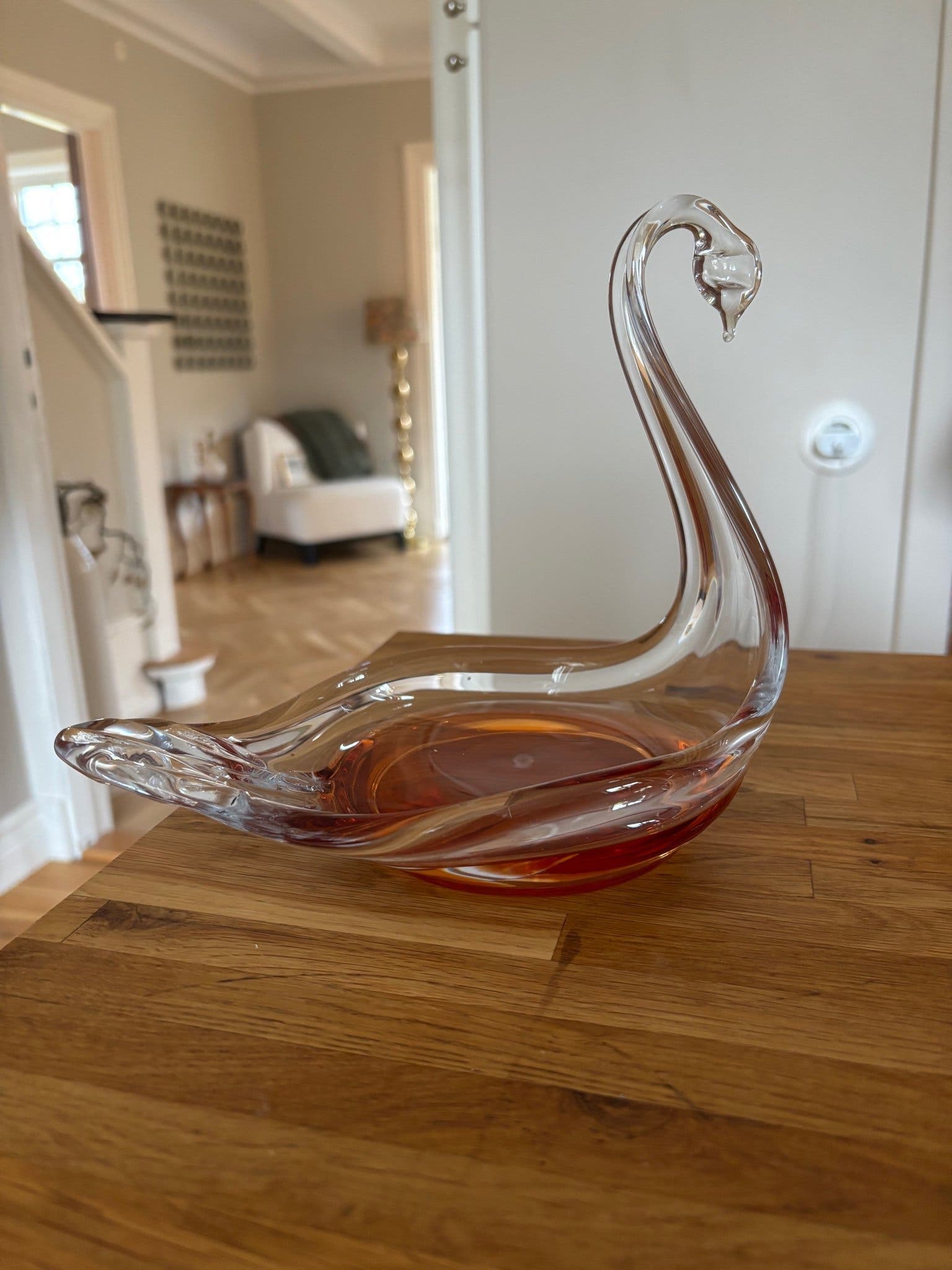 Glaskonst Stor Glasskulptur i svanform | Köp på Tradera (700060109)