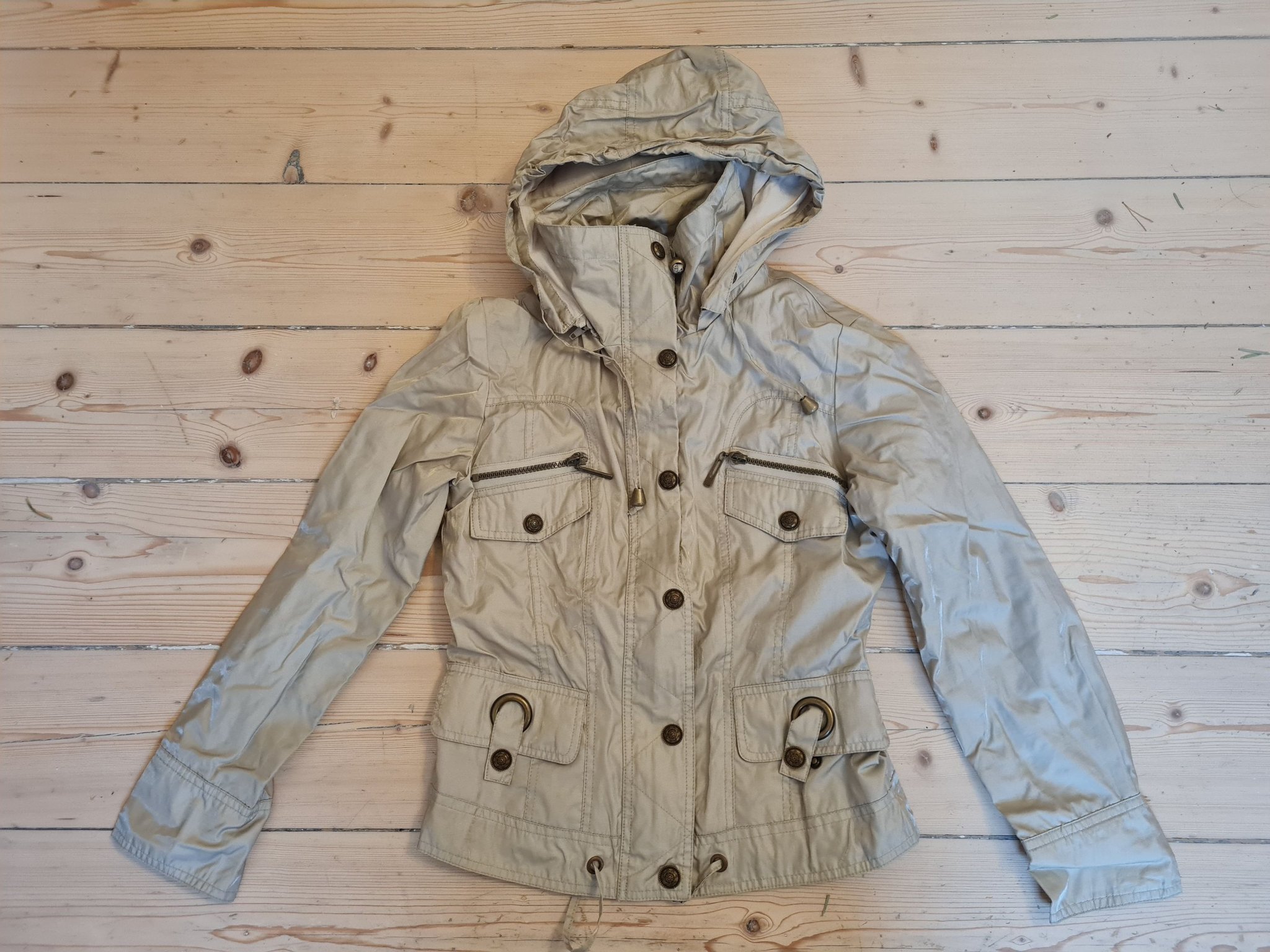 Demilo beige jacka, storlek 146, som ny | Köp på Tradera (710016397)