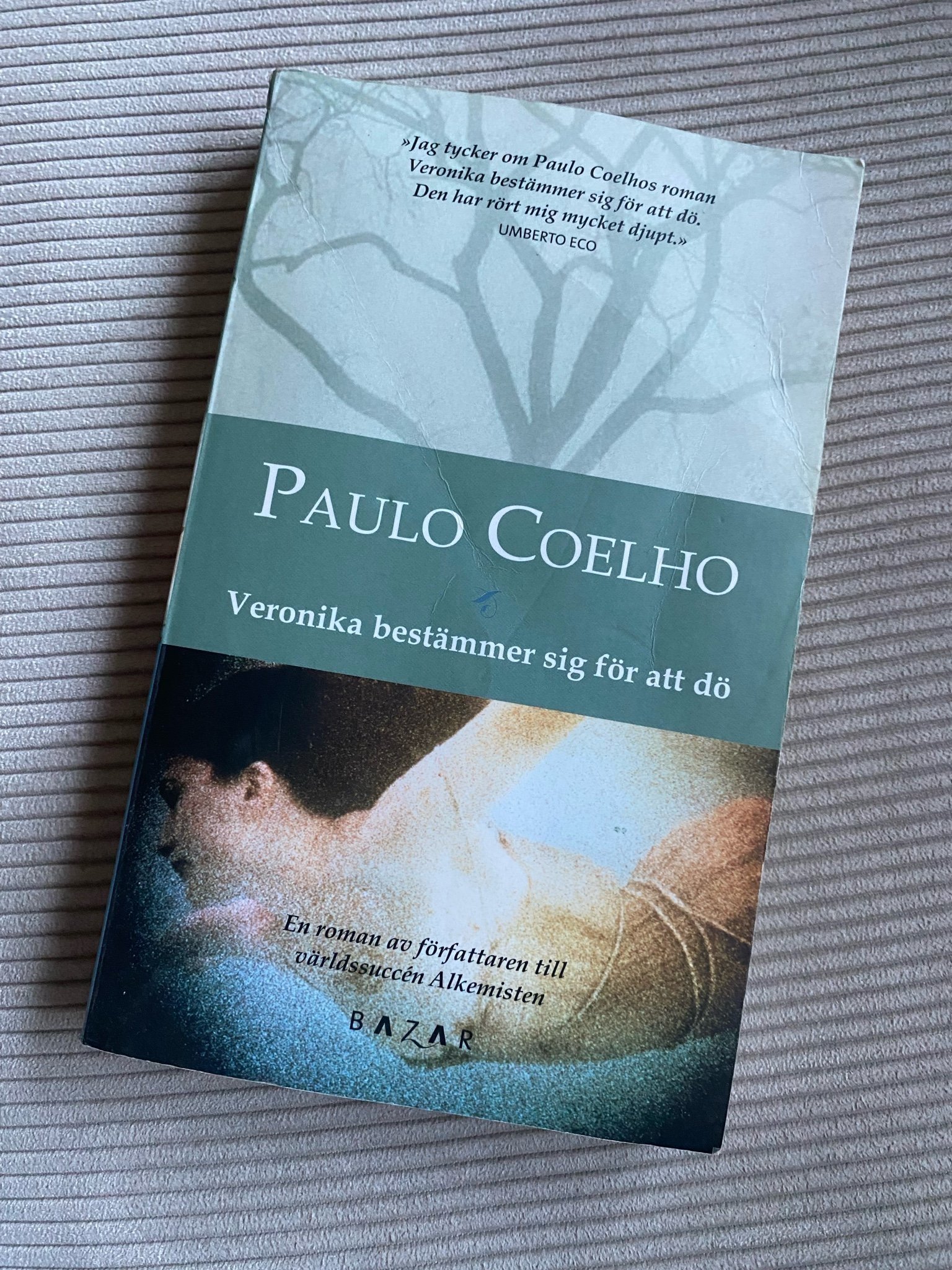 Veronika bestämmer sig för att dö av Paulo Coelho | Köp på Tradera ...