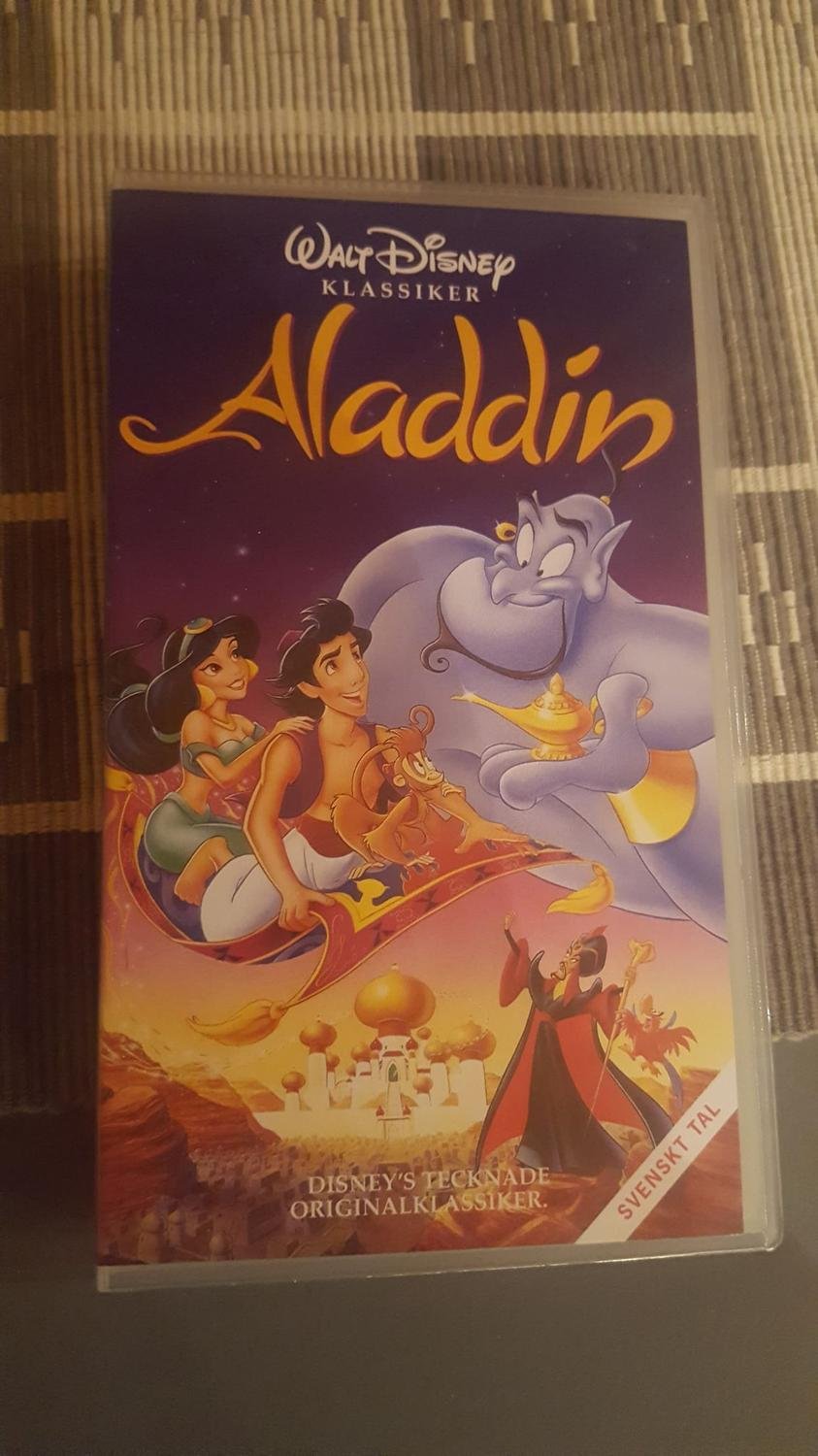 Vhs - Aladdin | Köp på Tradera (567236999)