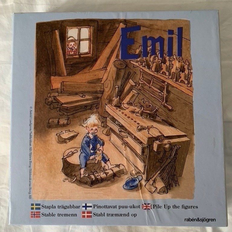 EMIL i Lönneberga "Stapla trägubbar" Barnspel f.. | Köp på Tradera ...